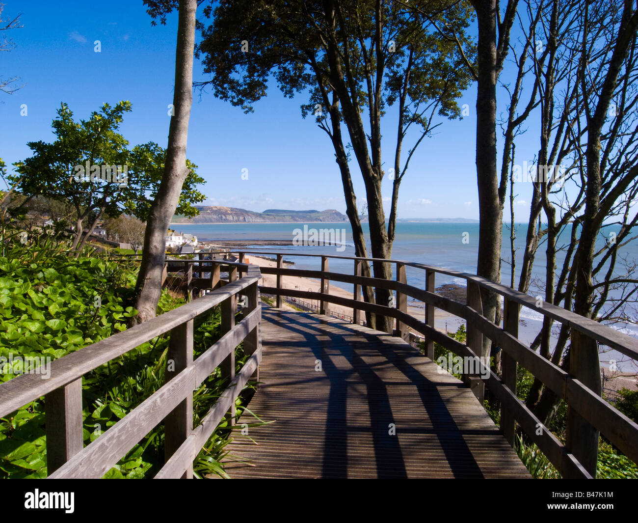 Tidal walkway hi-res stock photography and images - Alamy