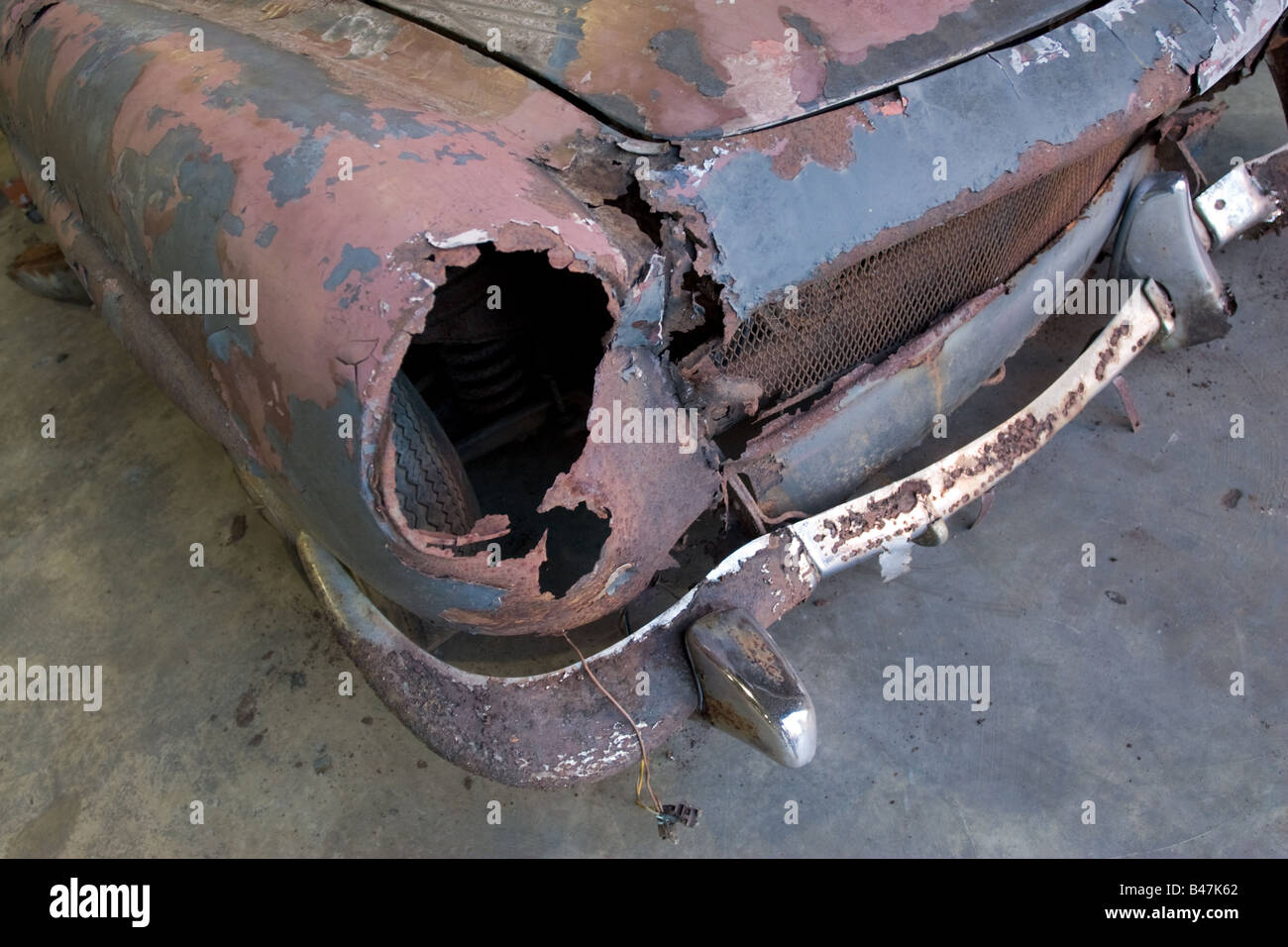 Rusted bumper hi-res stock photography and images - Alamy