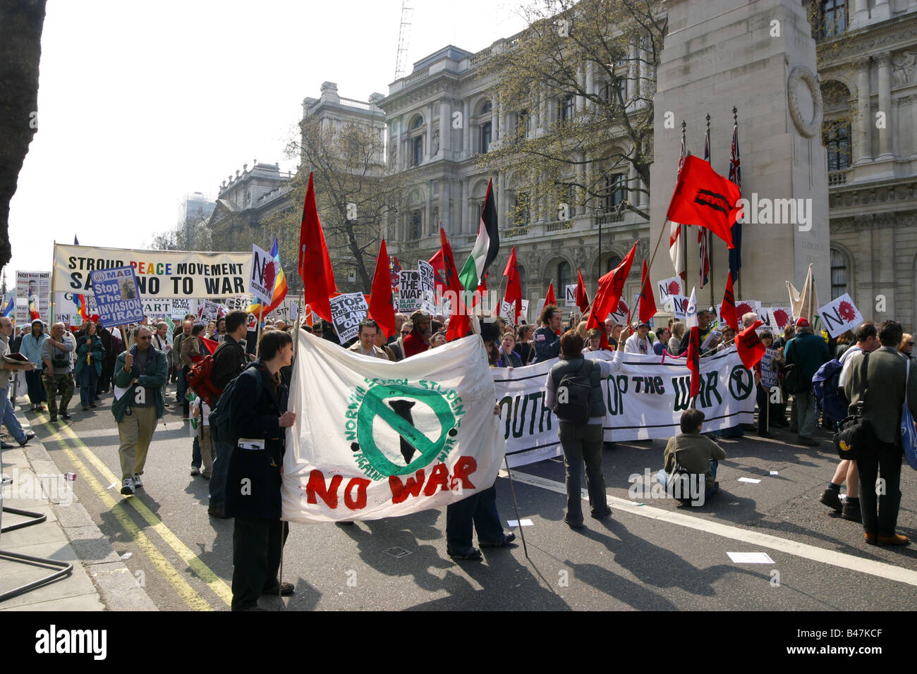 Iraq war protest london 2003 hi-res stock photography and images - Alamy
