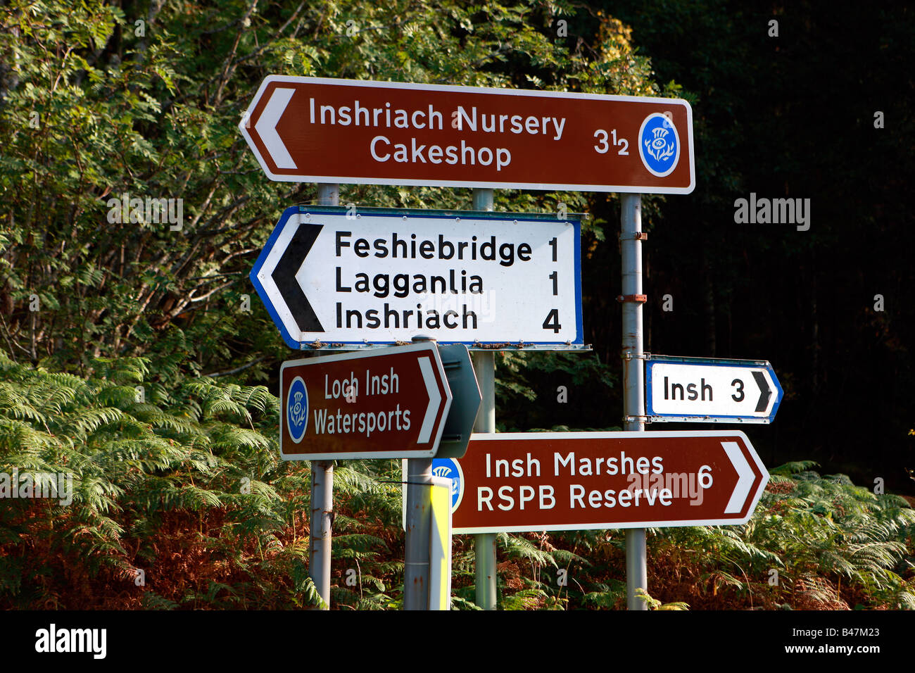 Road signs scotland hi-res stock photography and images - Alamy