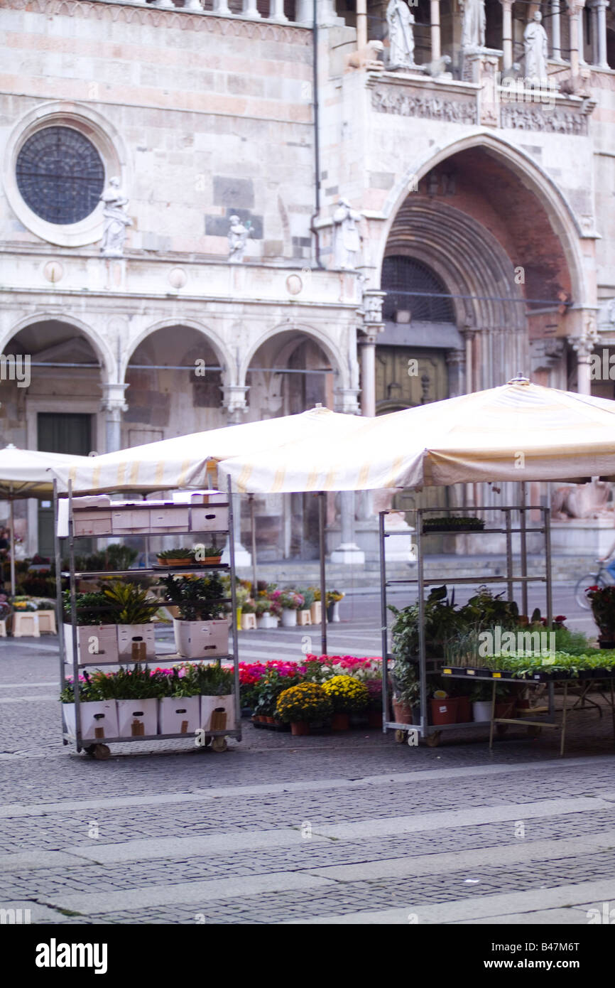 italian city market Stock Photo - Alamy