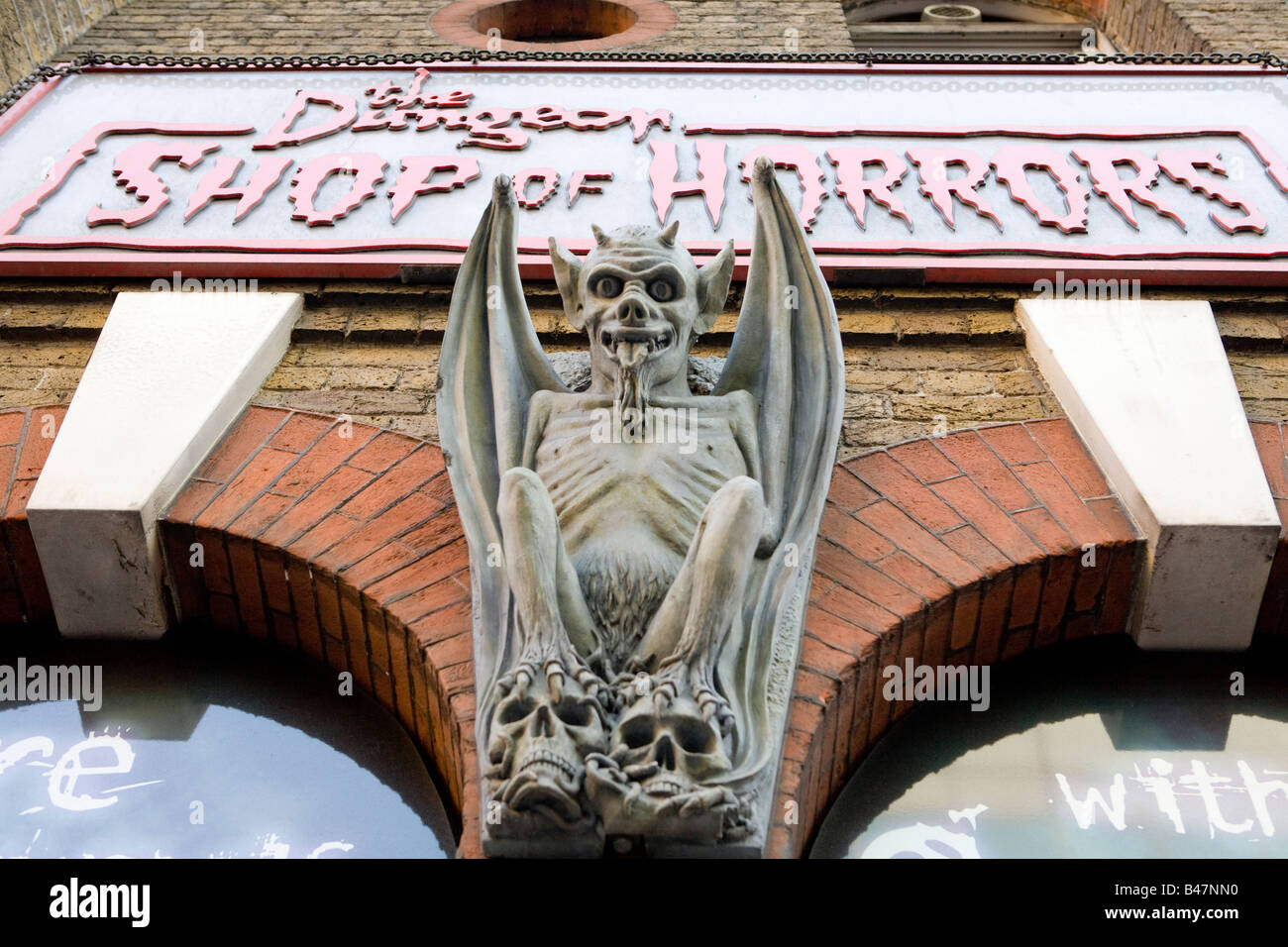 The london dungeon hi-res stock photography and images - Alamy