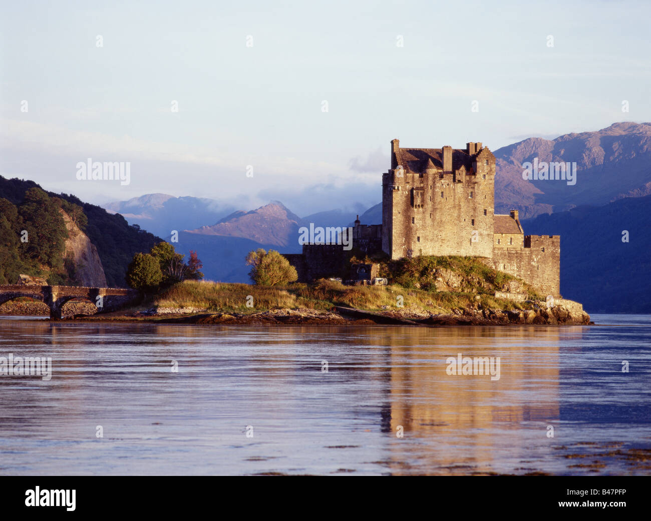 dh Eilean Donan Castle DORNIE ROSS CROMARTY Scottish Loch Alsh castle ...