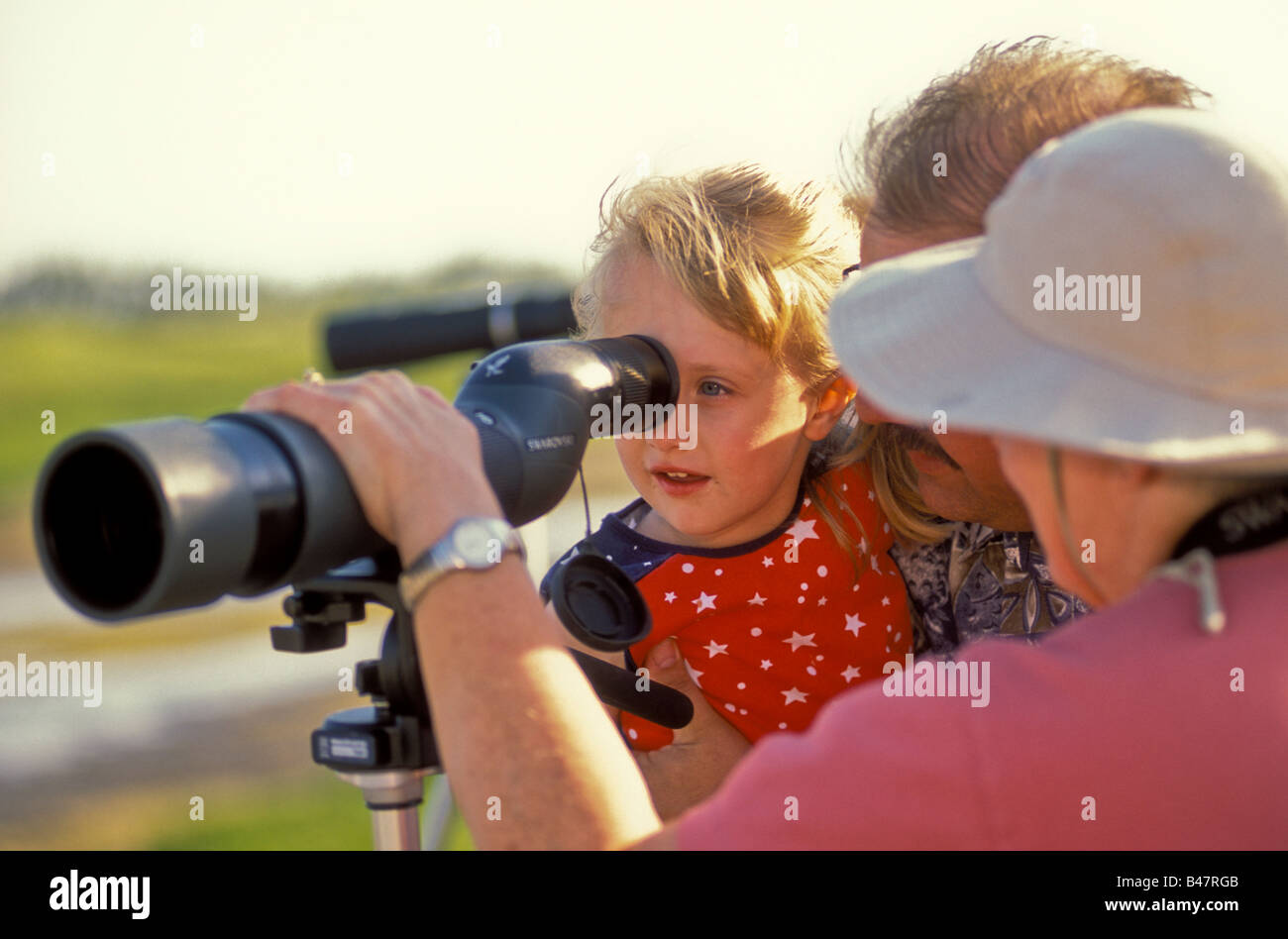 Kids watching birds hi-res stock photography and images - Alamy