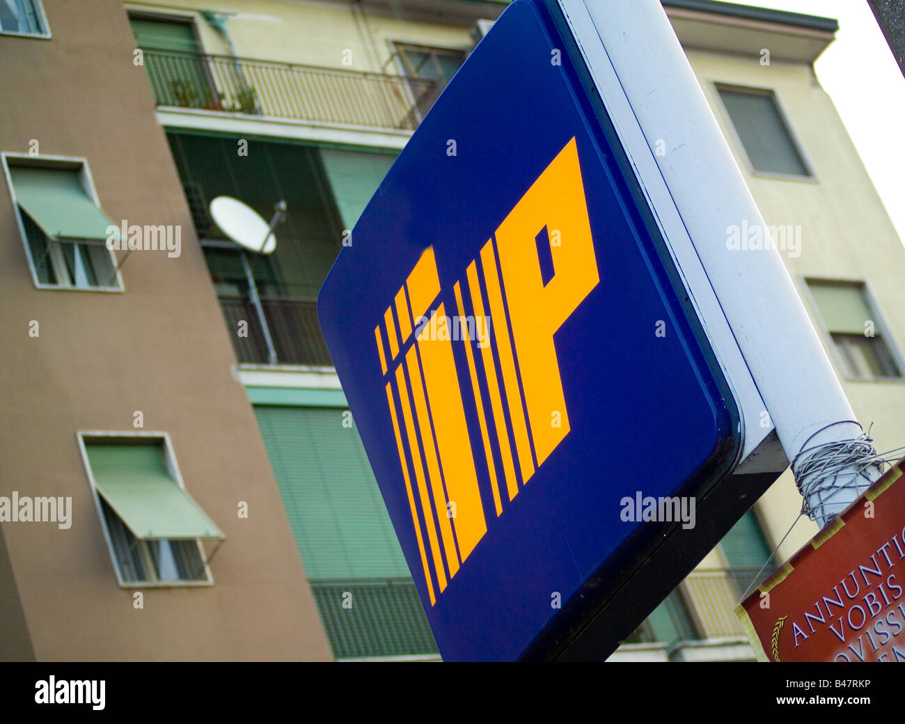 Old gas pump with fuel price display hi-res stock photography and ...