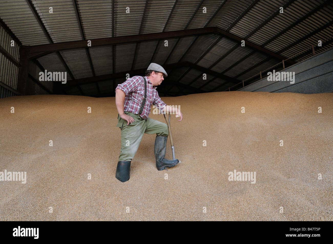 Crop storage hi-res stock photography and images - Alamy