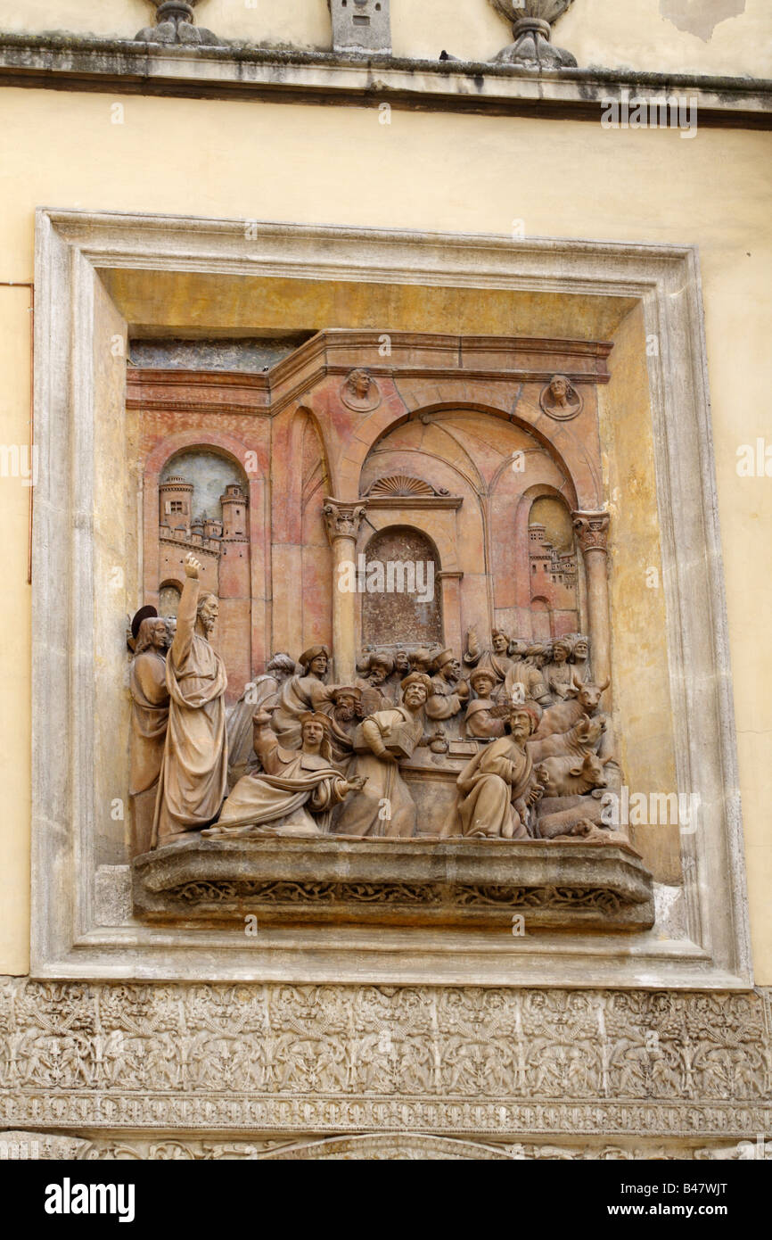 Gothic relief hi-res stock photography and images - Alamy