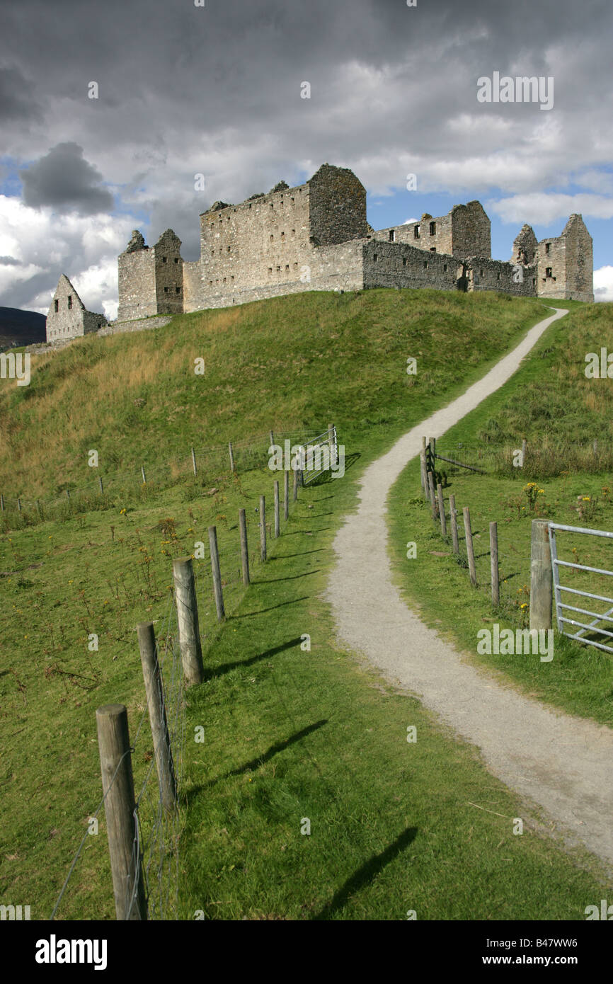 Ruthven barracks hi-res stock photography and images - Alamy