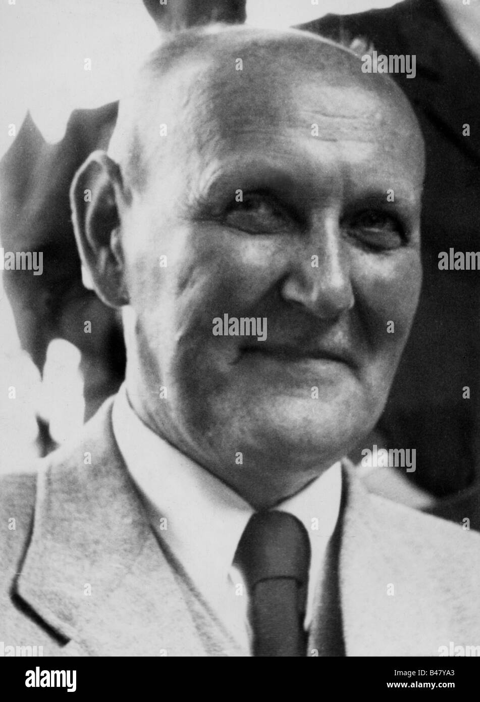 1957 nobel hi-res stock photography and images - Alamy