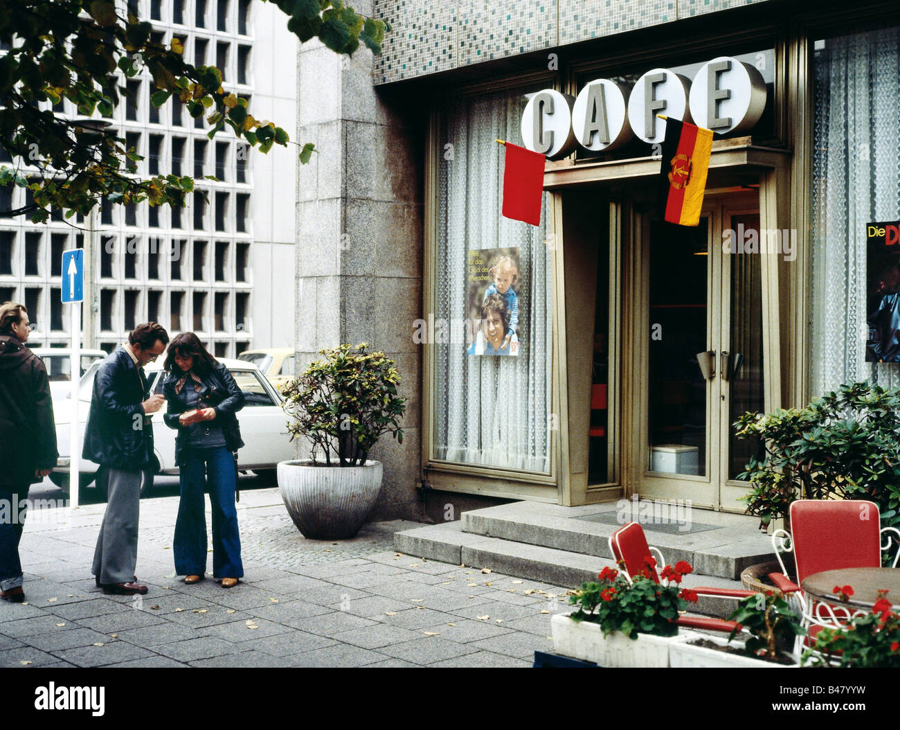 Berlin ddr cafe hi-res stock photography and images - Alamy