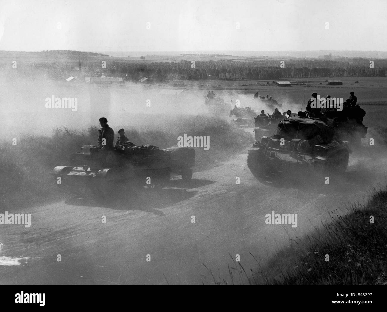 events, Second World War / WWII, France, Invasion 1944, British tanks ...