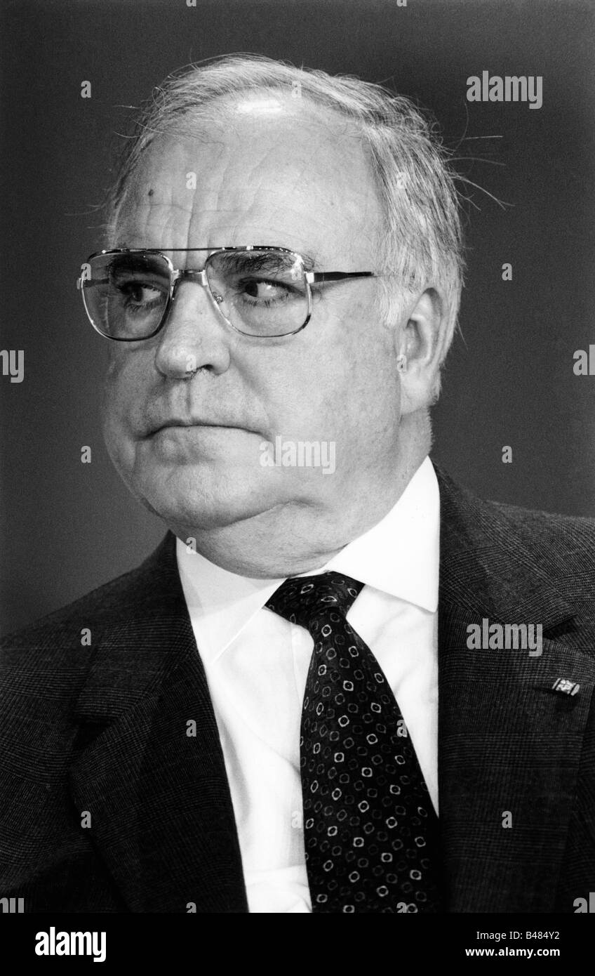 1982 1992 hi-res stock photography and images - Alamy
