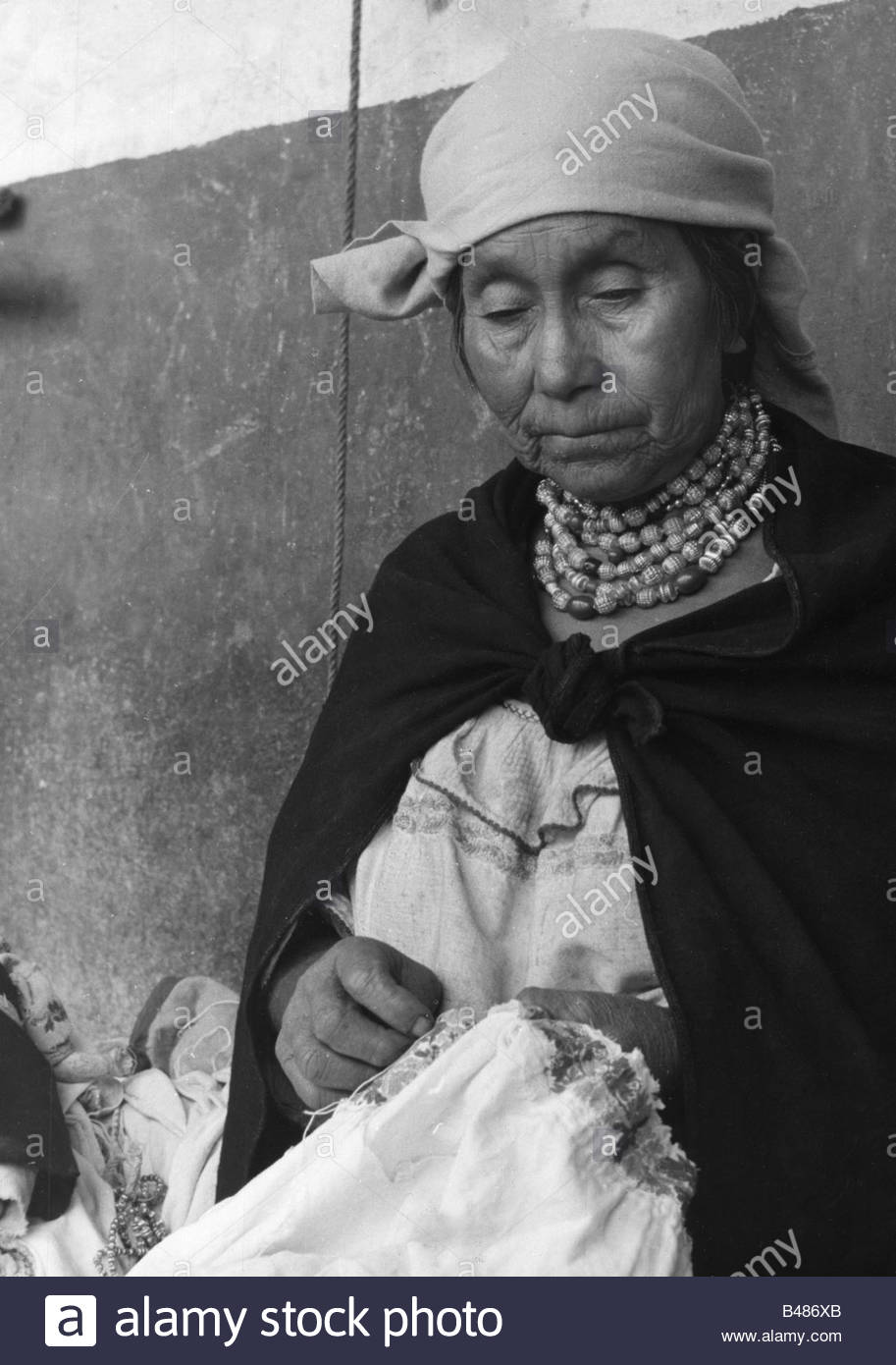 Indigenous People Ecuador Stock Photos & Indigenous People Ecuador ...