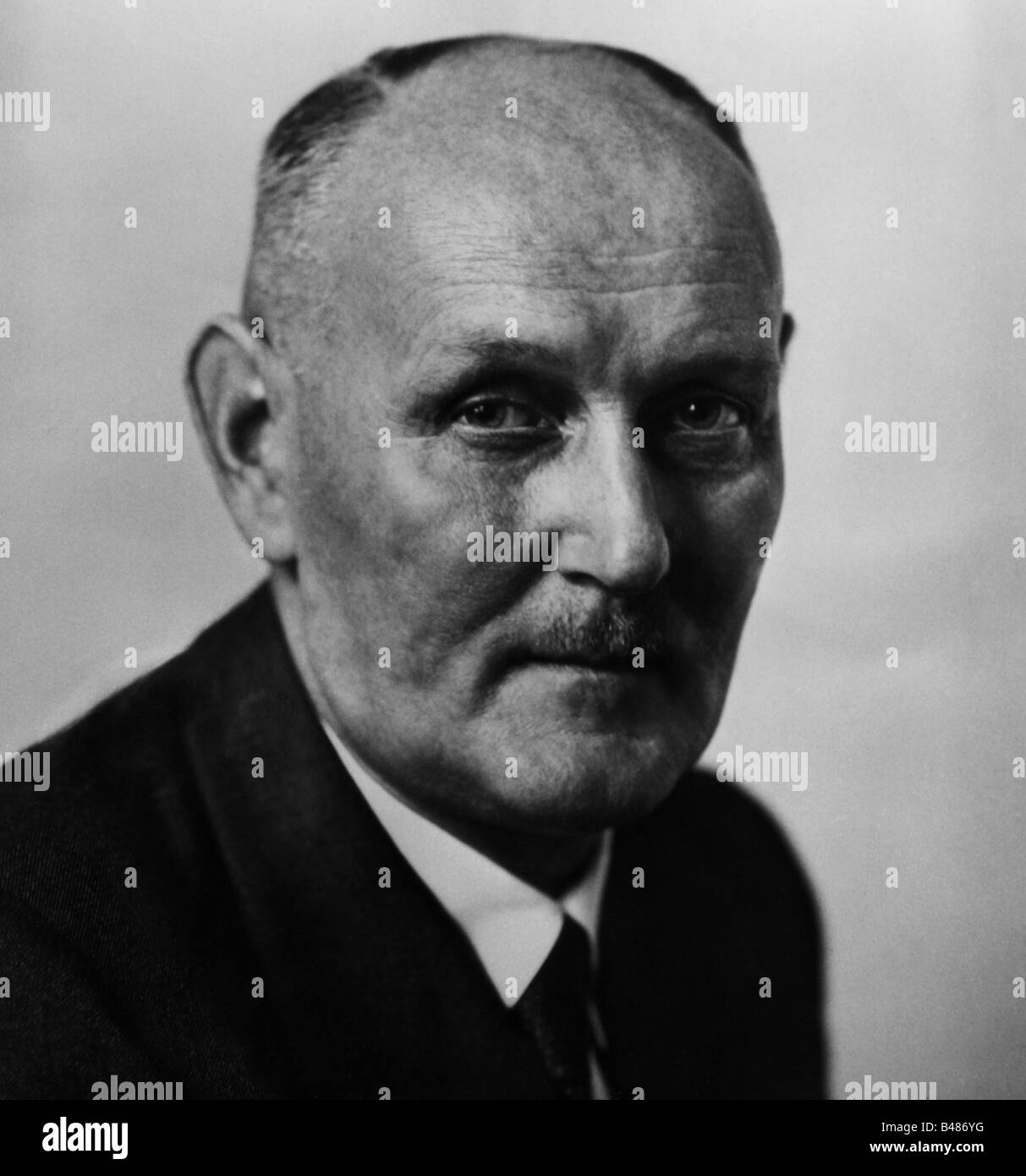 30 10 1895 24 4 1964 hi-res stock photography and images - Alamy