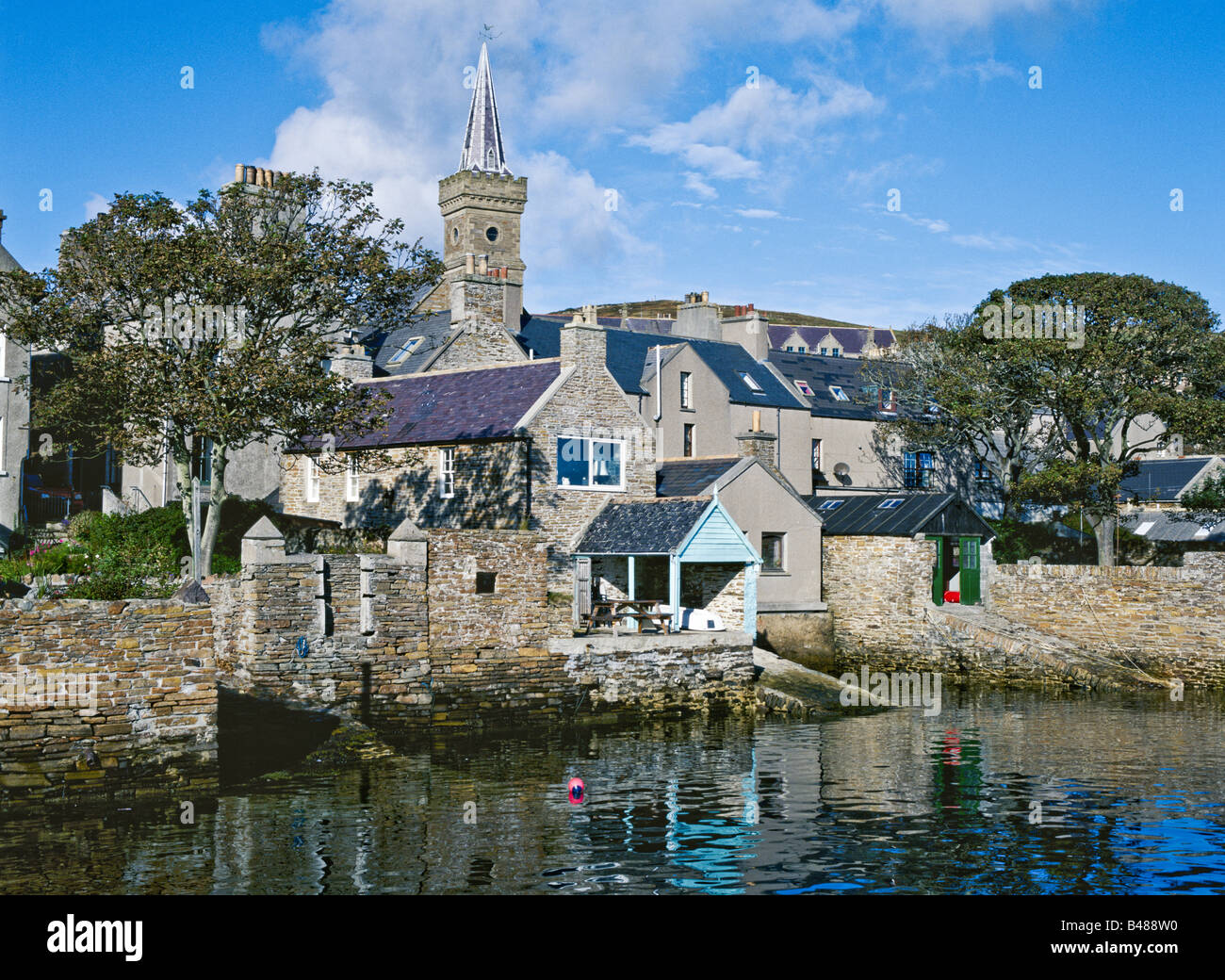 dh Stromness Harbour STROMNESS ORKNEY Shore slipway waterfront sea ...