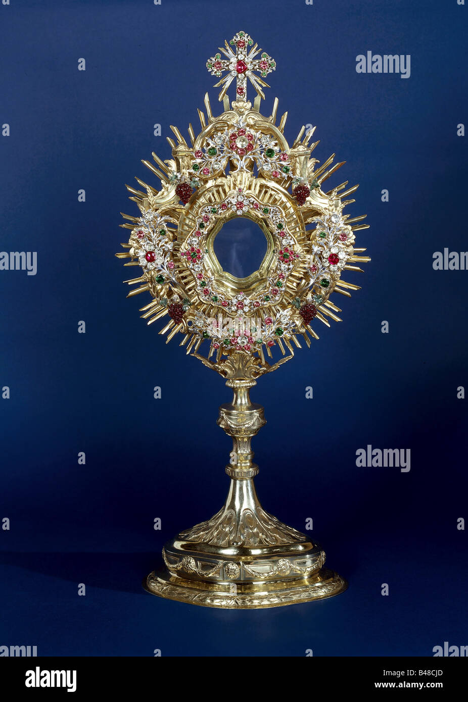 Monstrance catholic hi-res stock photography and images - Alamy