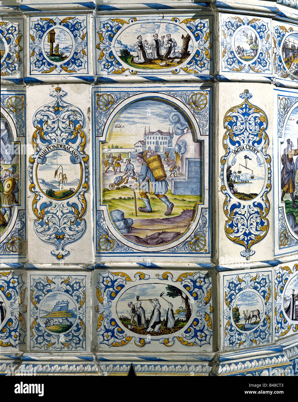 Faience tile hi-res stock photography and images - Alamy