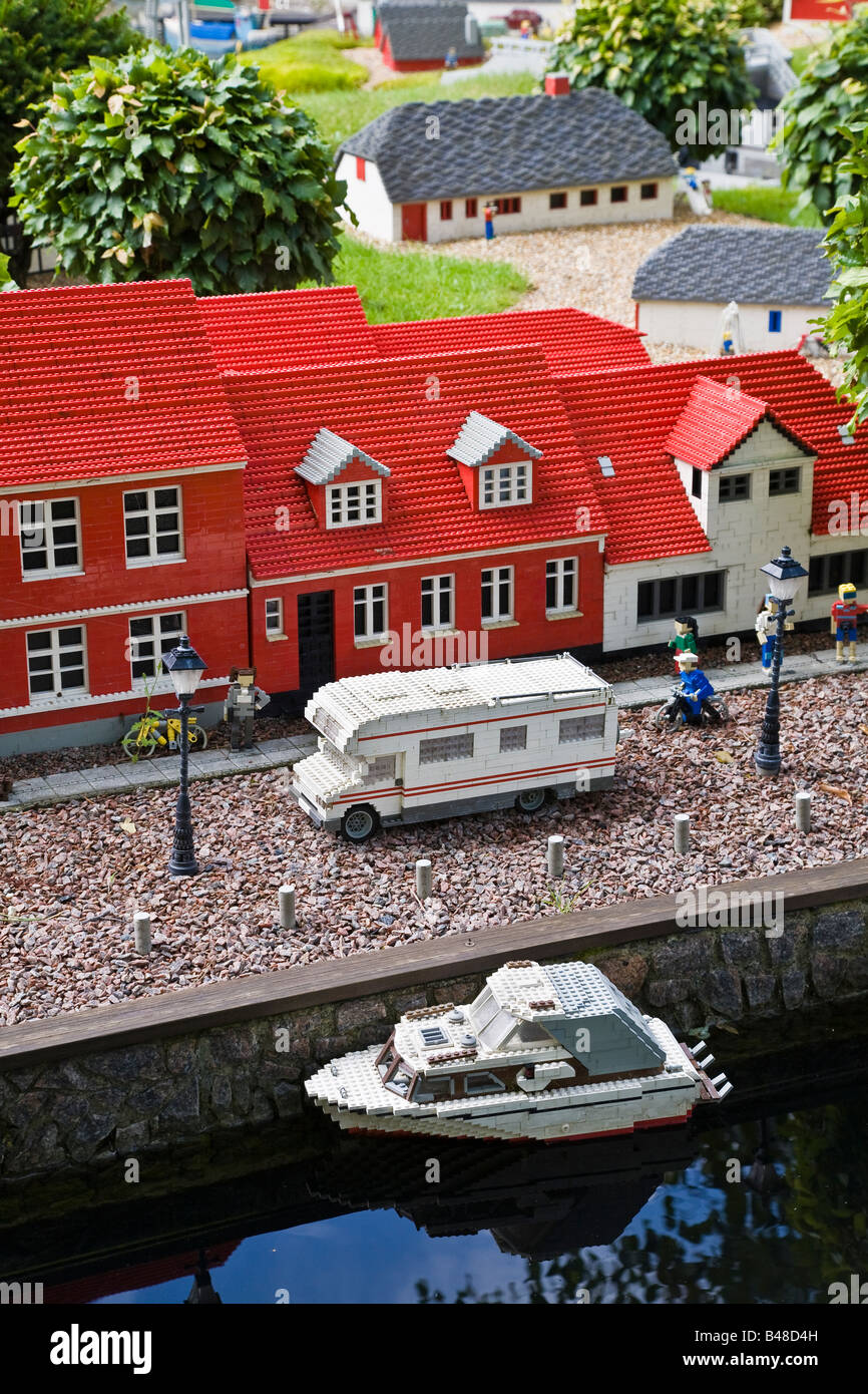 Lego House Denmark High Resolution Stock Photography and Images - Alamy