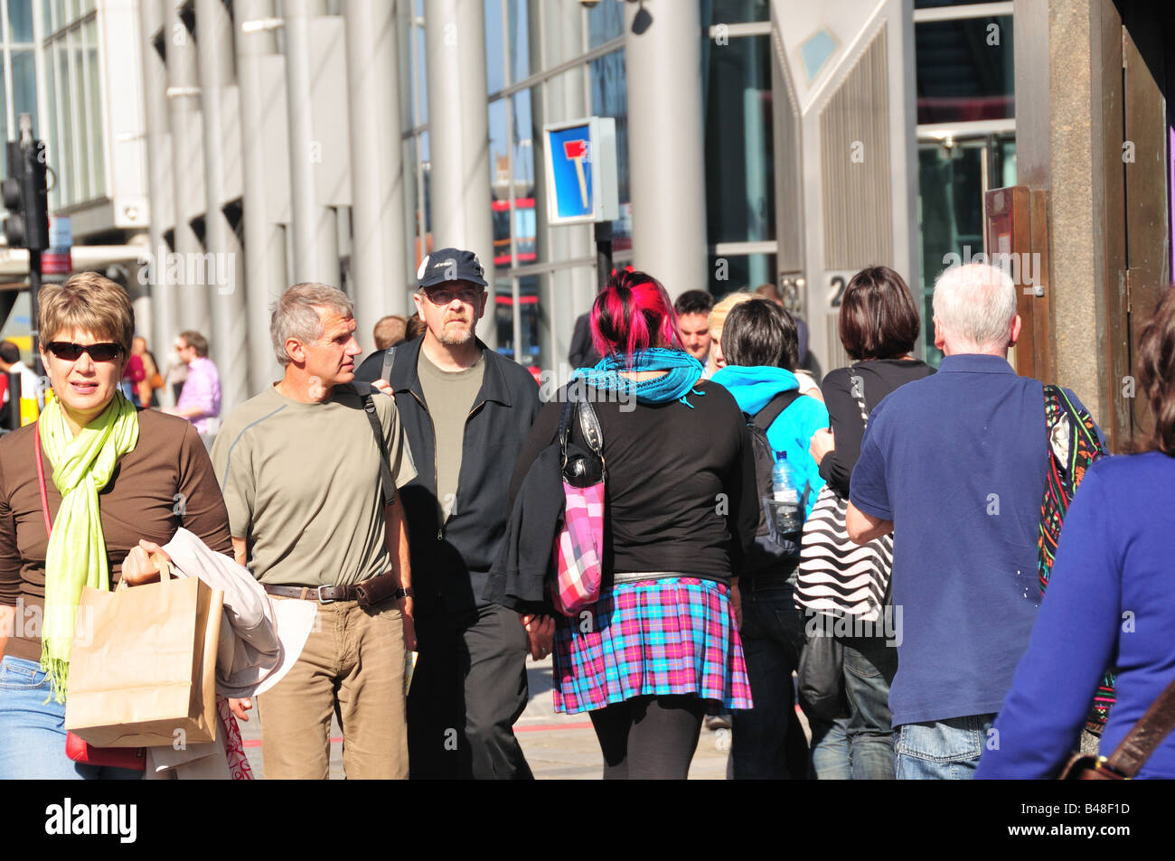 Crowded street, London City, UK Stock Photo - Alamy