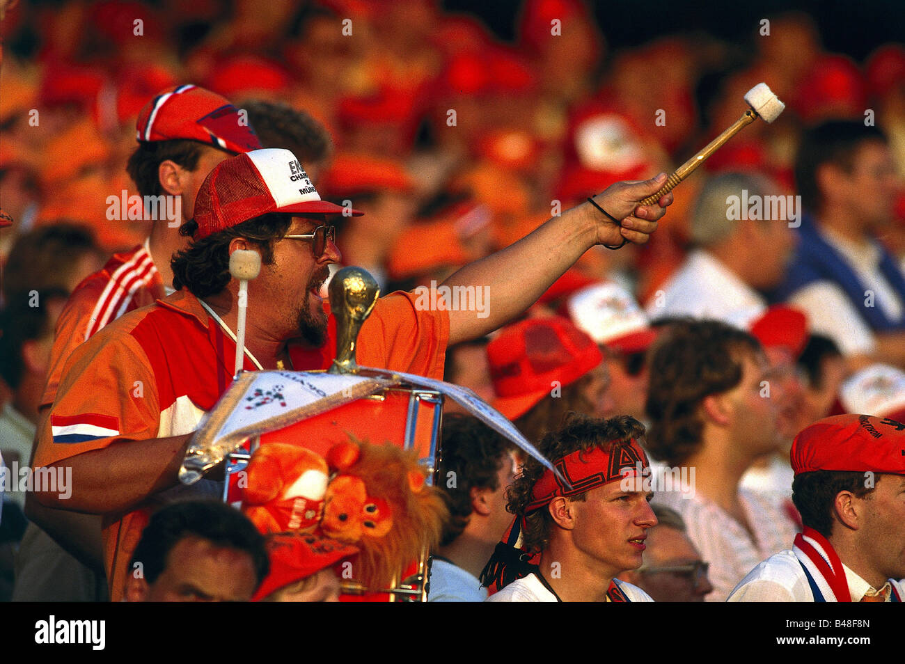 1990 soccer hi-res stock photography and images - Alamy
