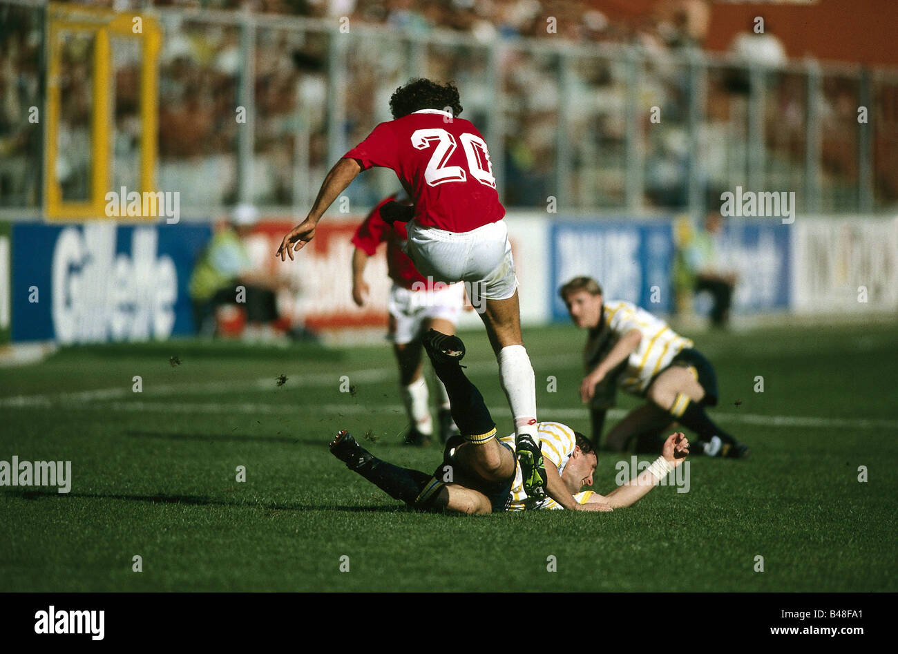 Scotland 1990s hi-res stock photography and images - Alamy