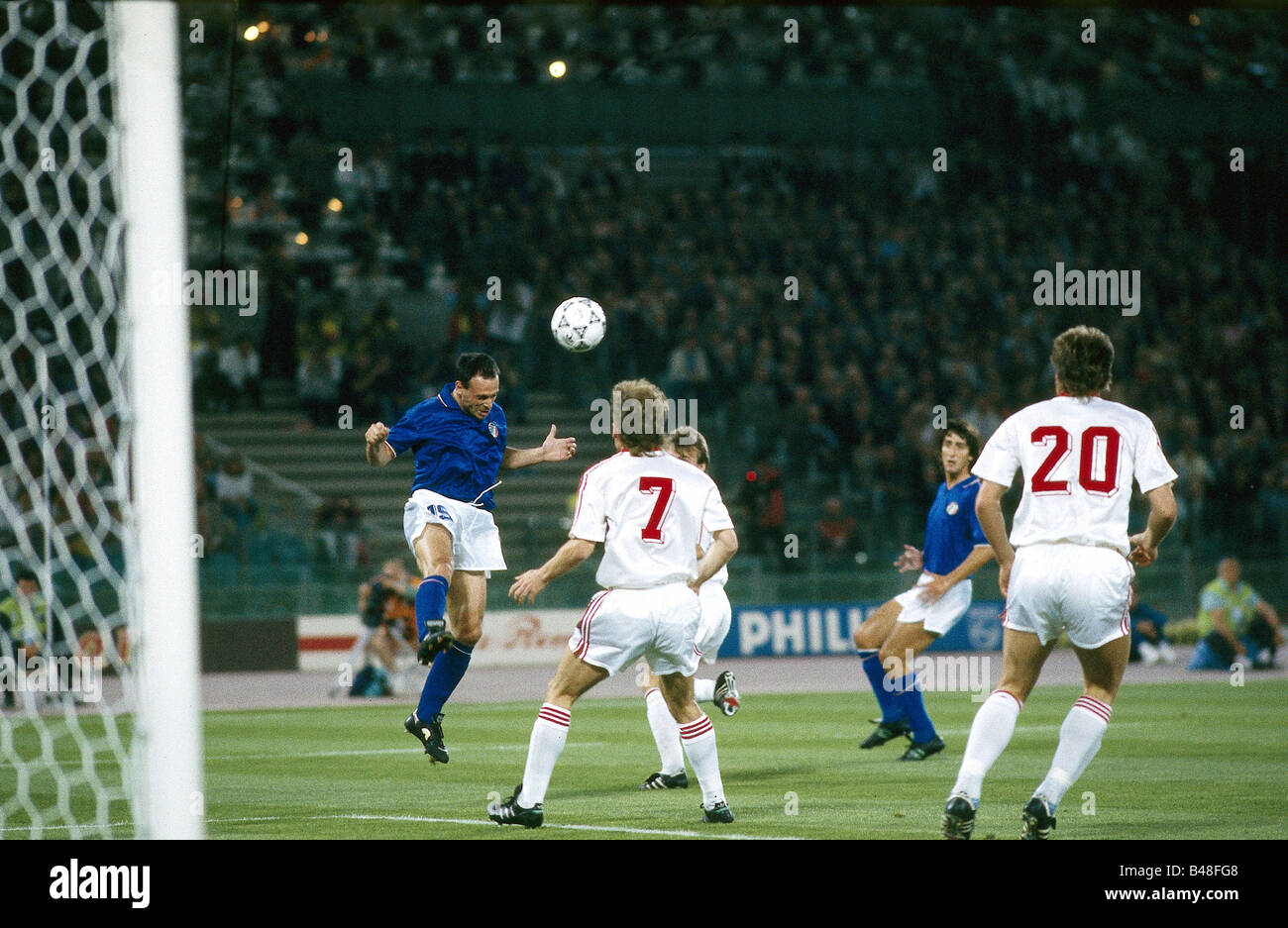 Salvatore schillaci 1990 hi-res stock photography and images - Alamy