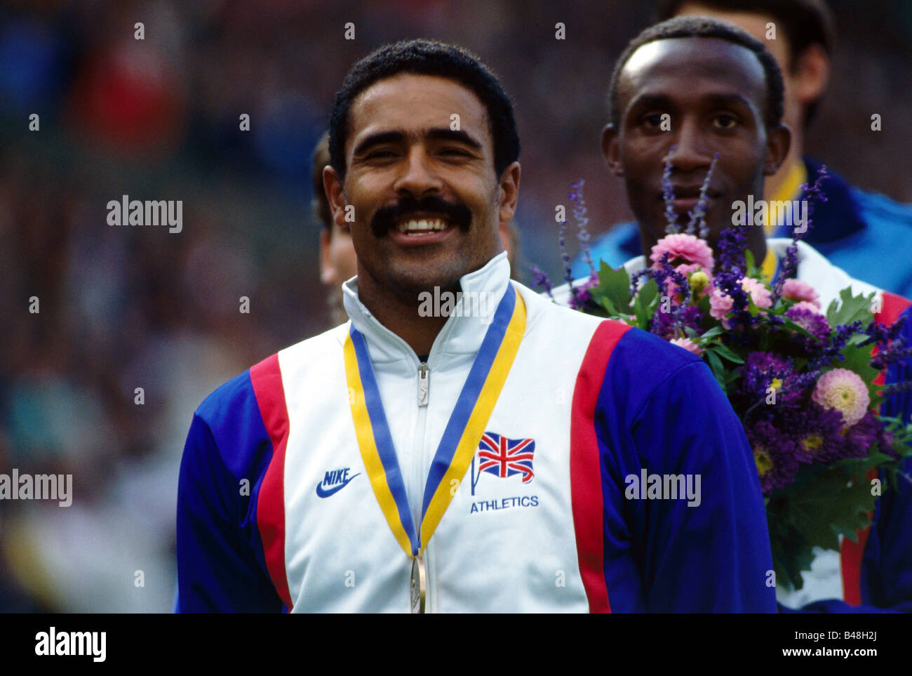 Daley thompson gold medal hi-res stock photography and images - Alamy