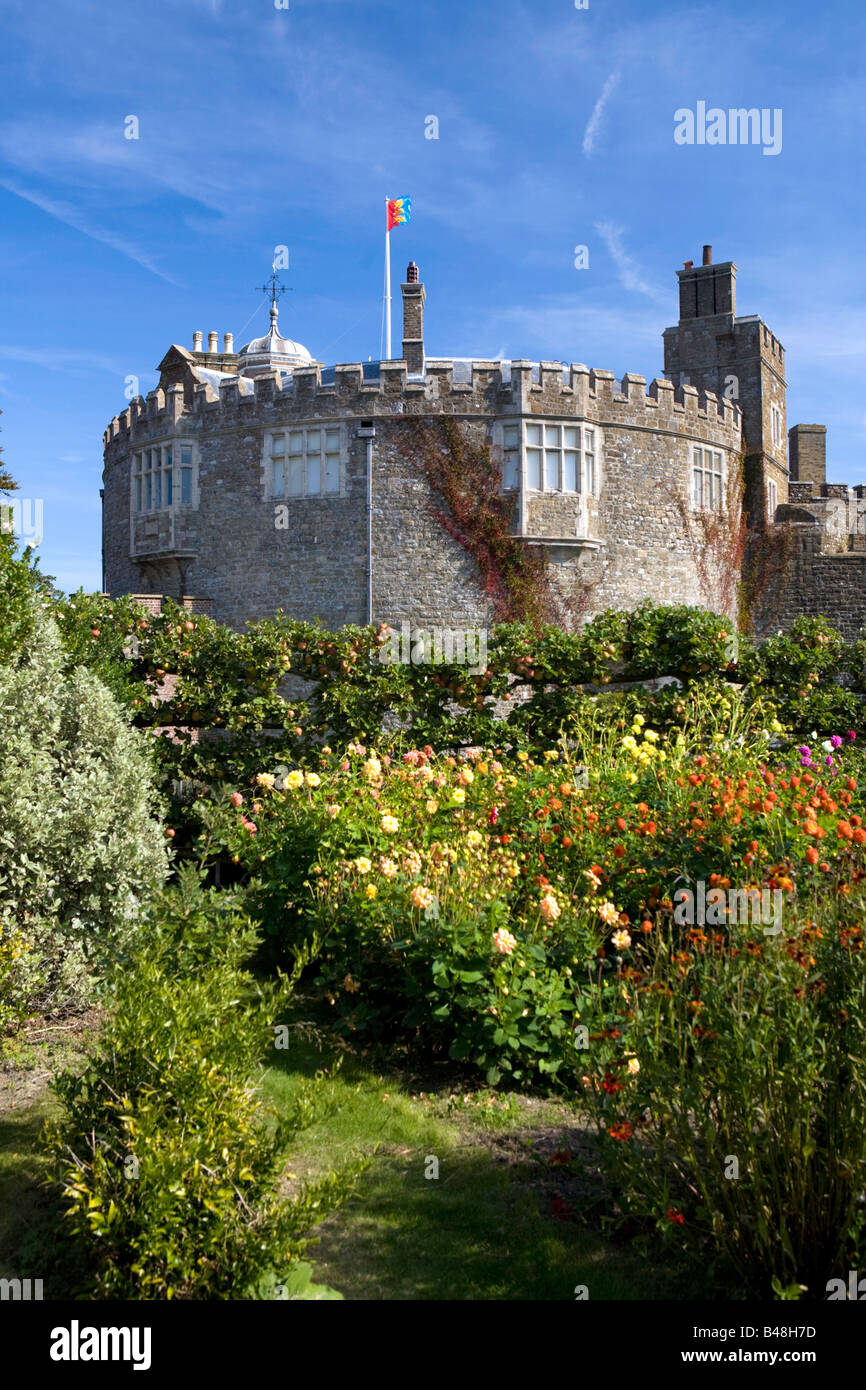 Walmer castle hi-res stock photography and images - Alamy