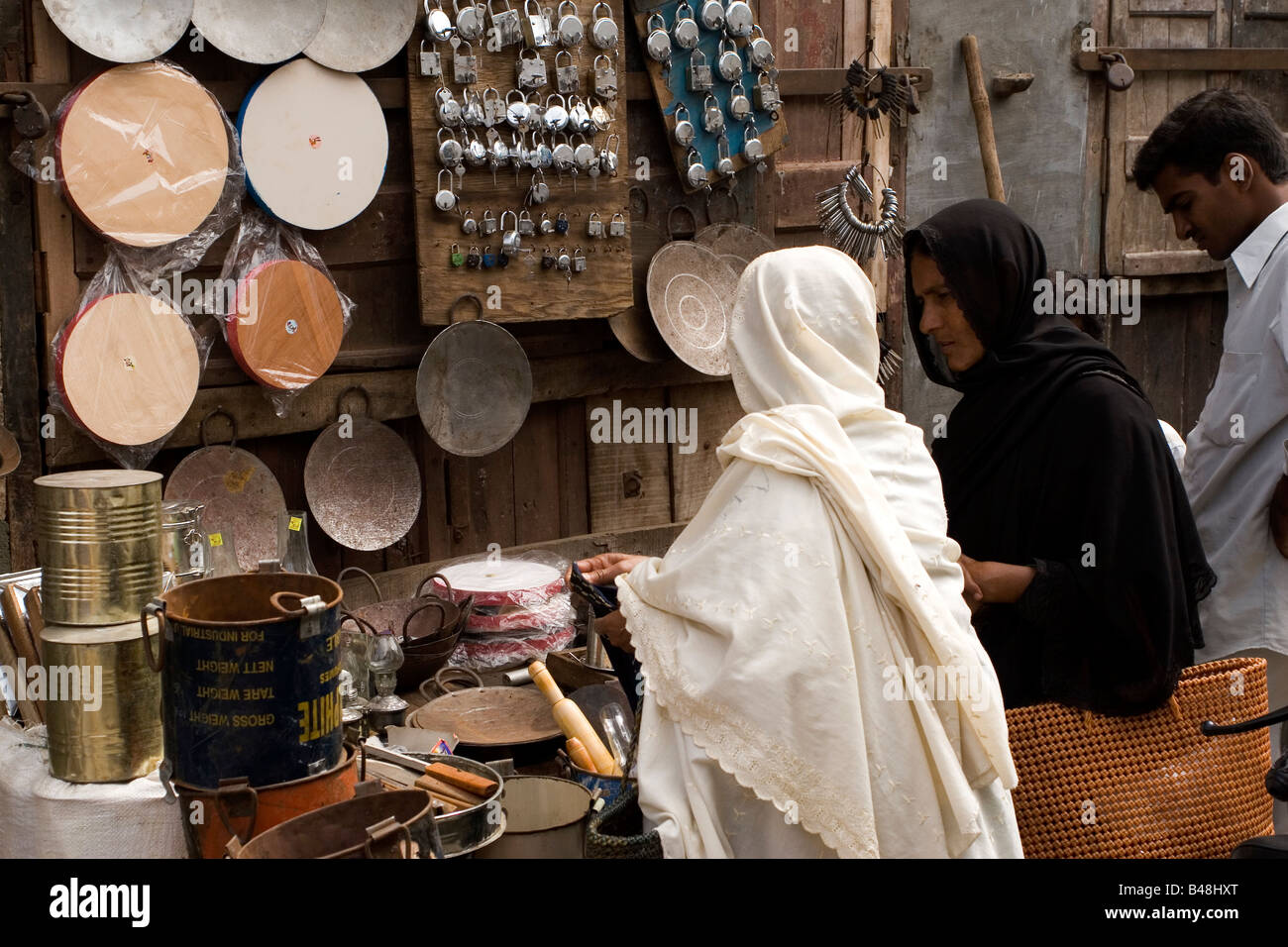 Indian hardware shop hi-res stock photography and images - Alamy