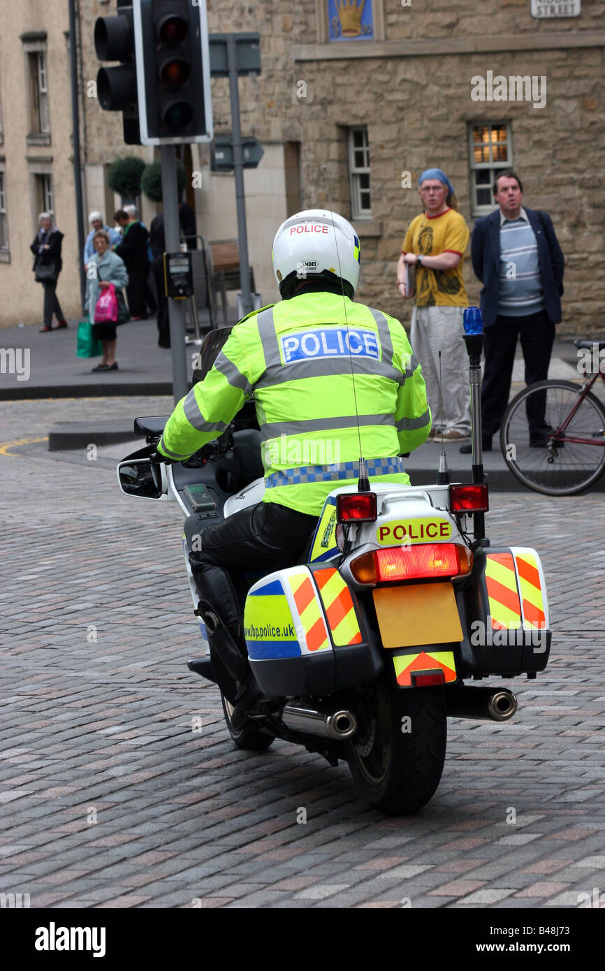Policeman Scotland High Resolution Stock Photography and Images - Alamy