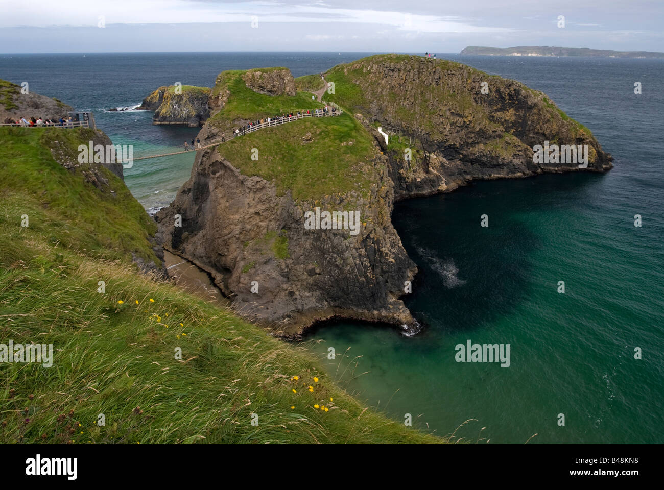 Carrick-a-Rede Rope Bridge. Northern Ireland Stock Photo - Alamy