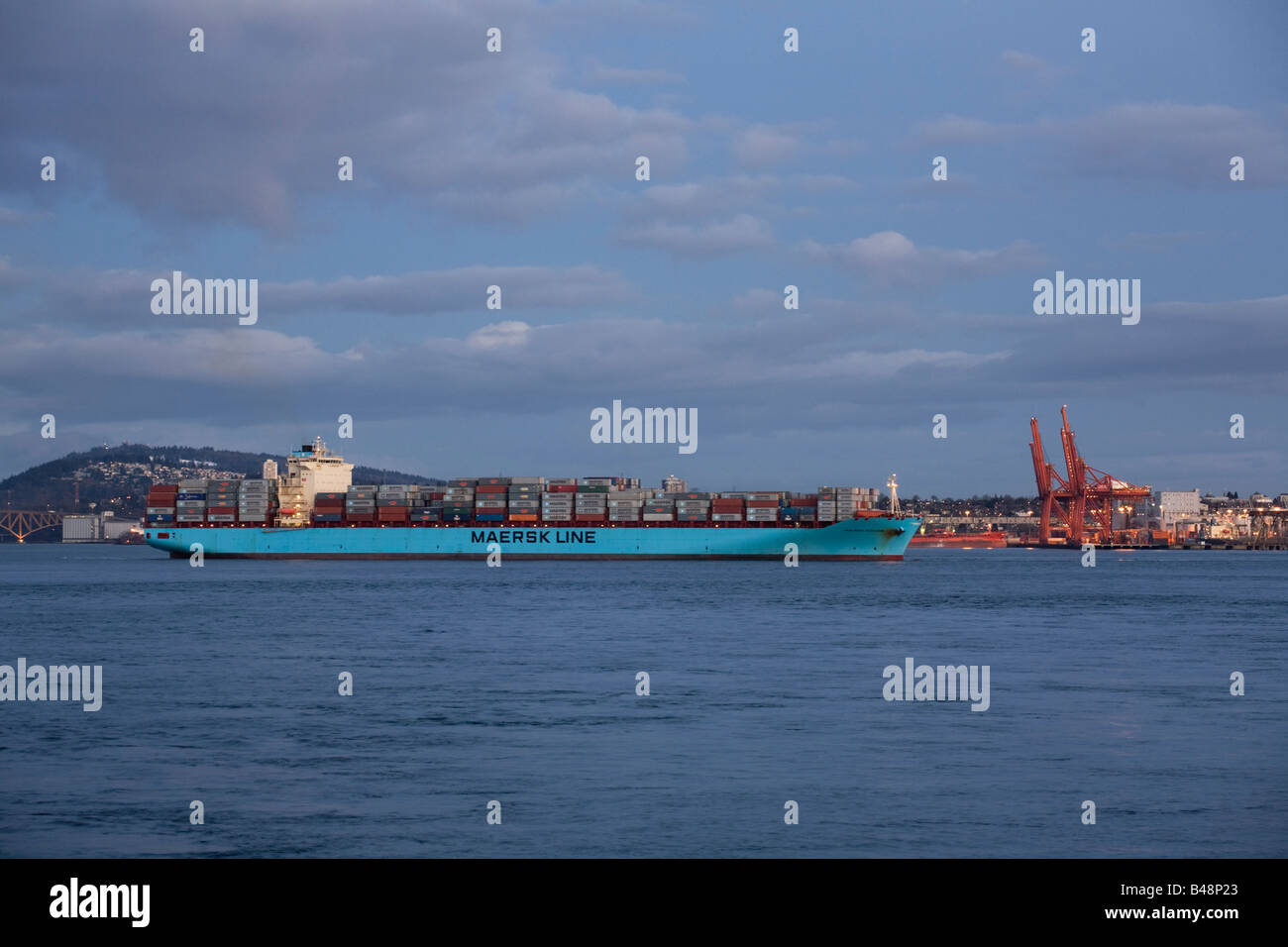 British container terminal hi-res stock photography and images - Alamy