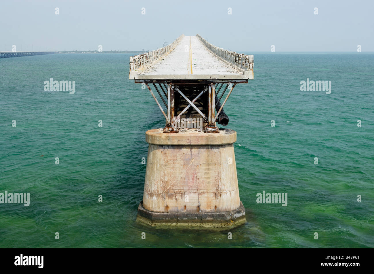 Old causeway of Overseas Highway old Bahia Honda Bridge, Spanish Harbor ...