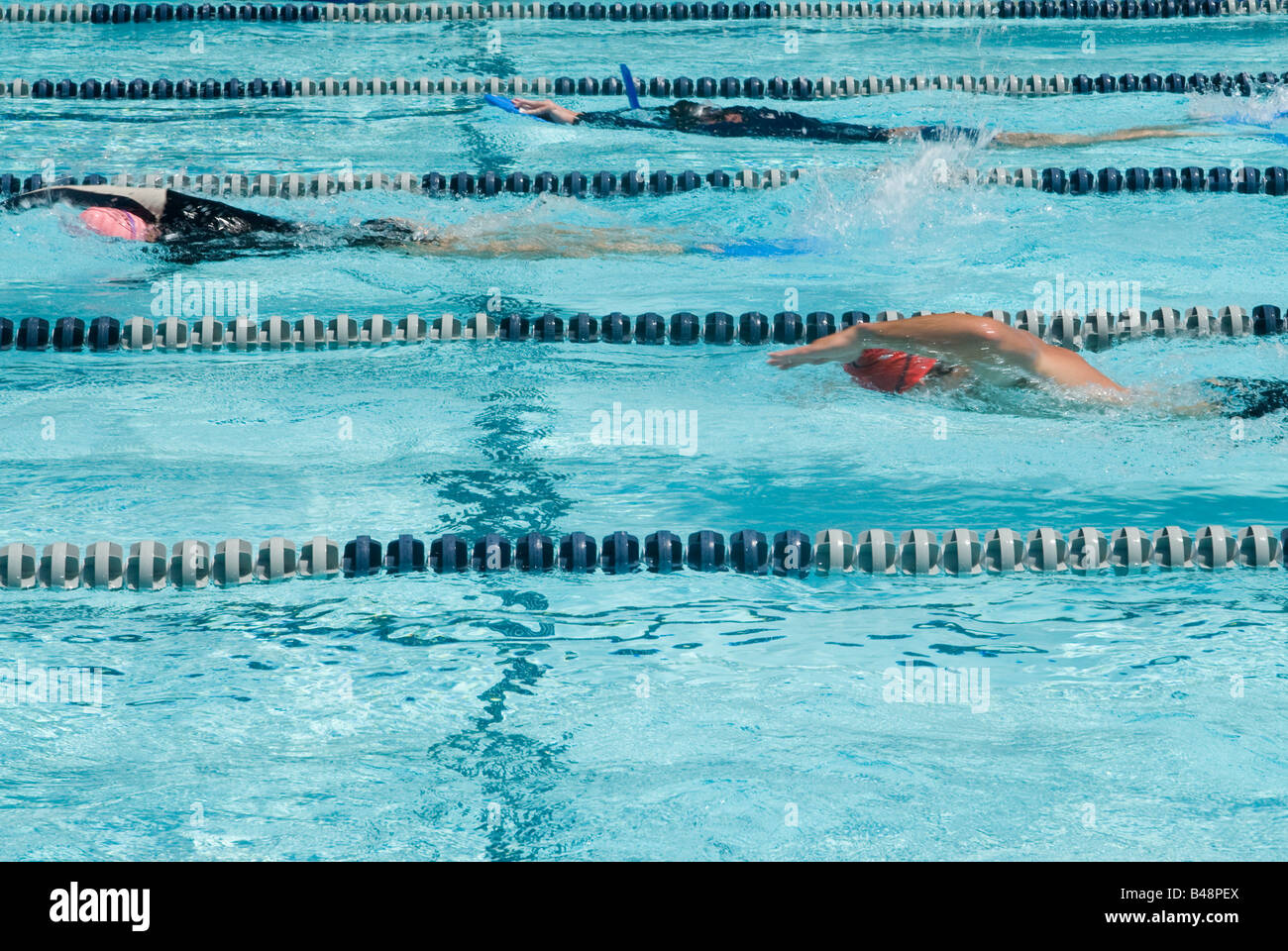 Swimming freestyle hi-res stock photography and images - Alamy