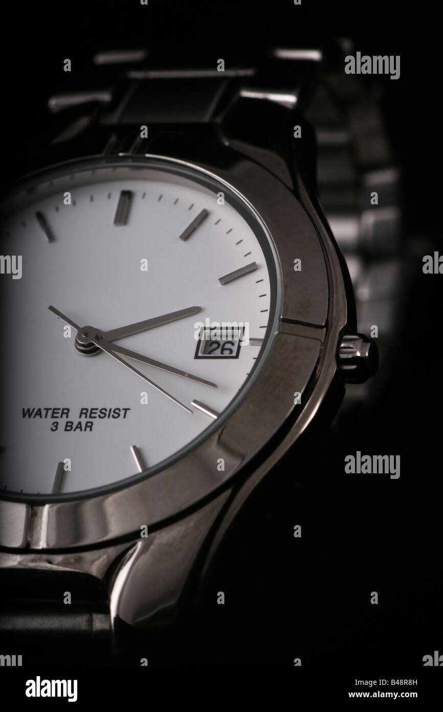 Silver watch hi-res stock photography and images - Alamy