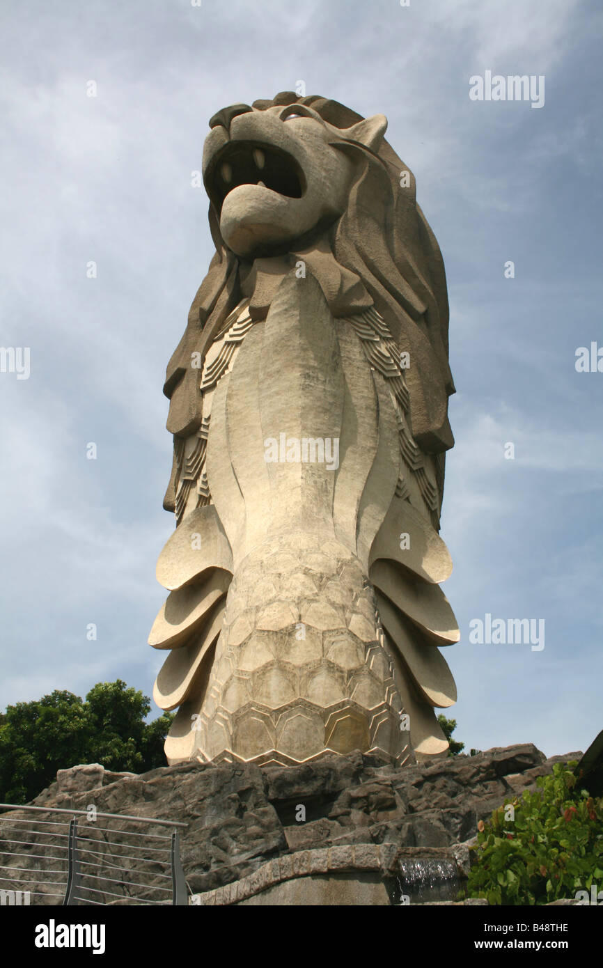 Merlion sentosa statue singapore hi-res stock photography and images ...