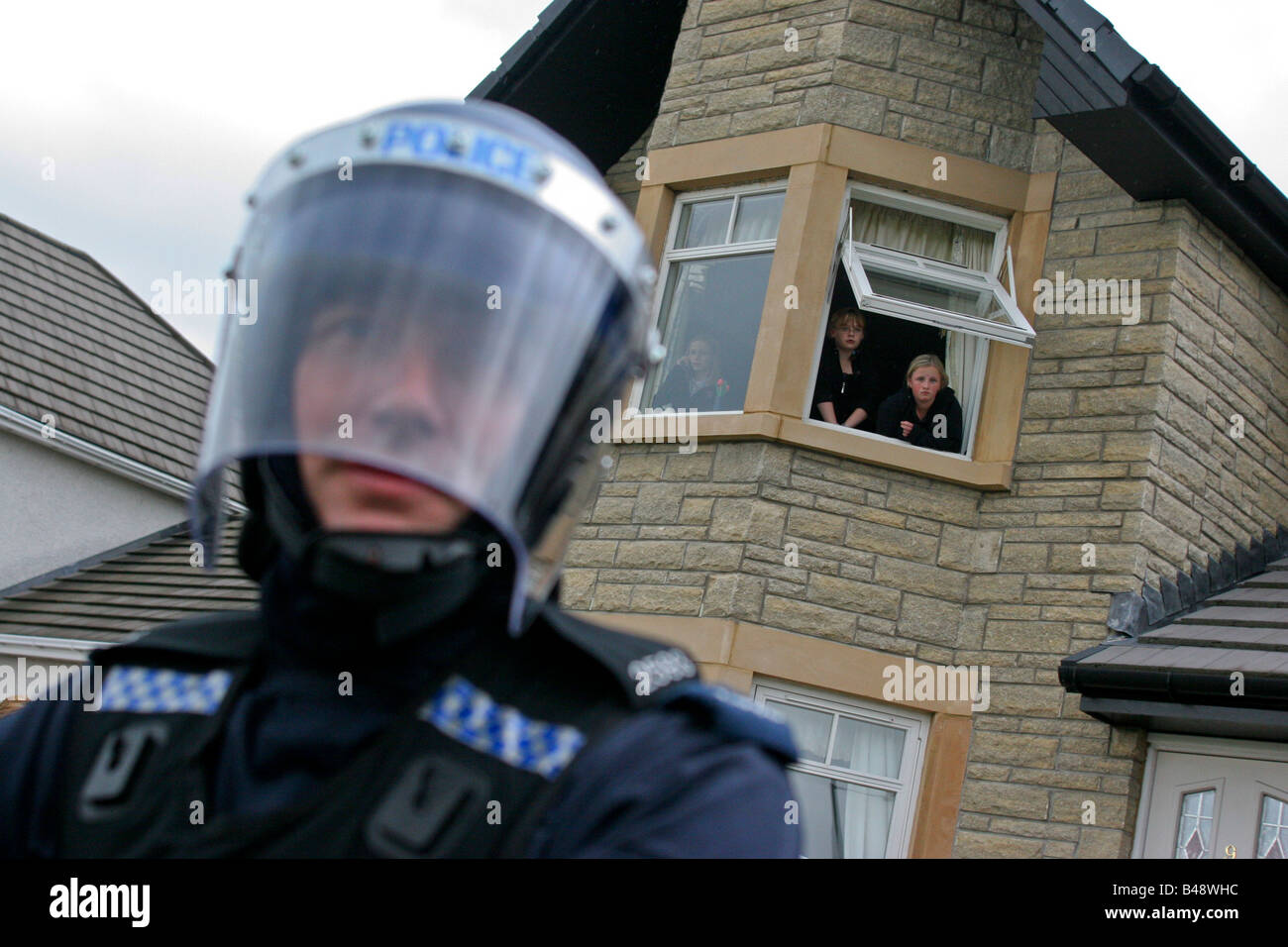 Policeman scotland hi-res stock photography and images - Alamy