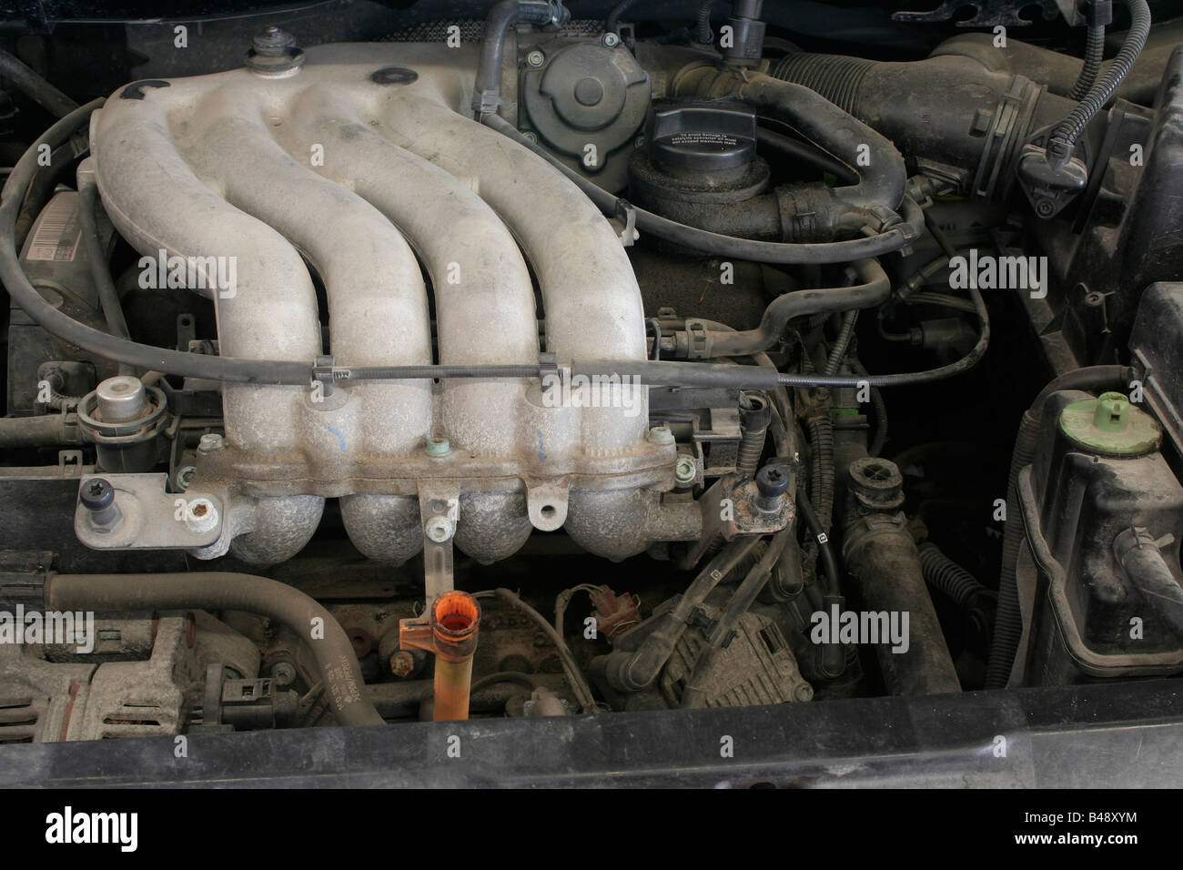 Intake manifold hi-res stock photography and images - Alamy