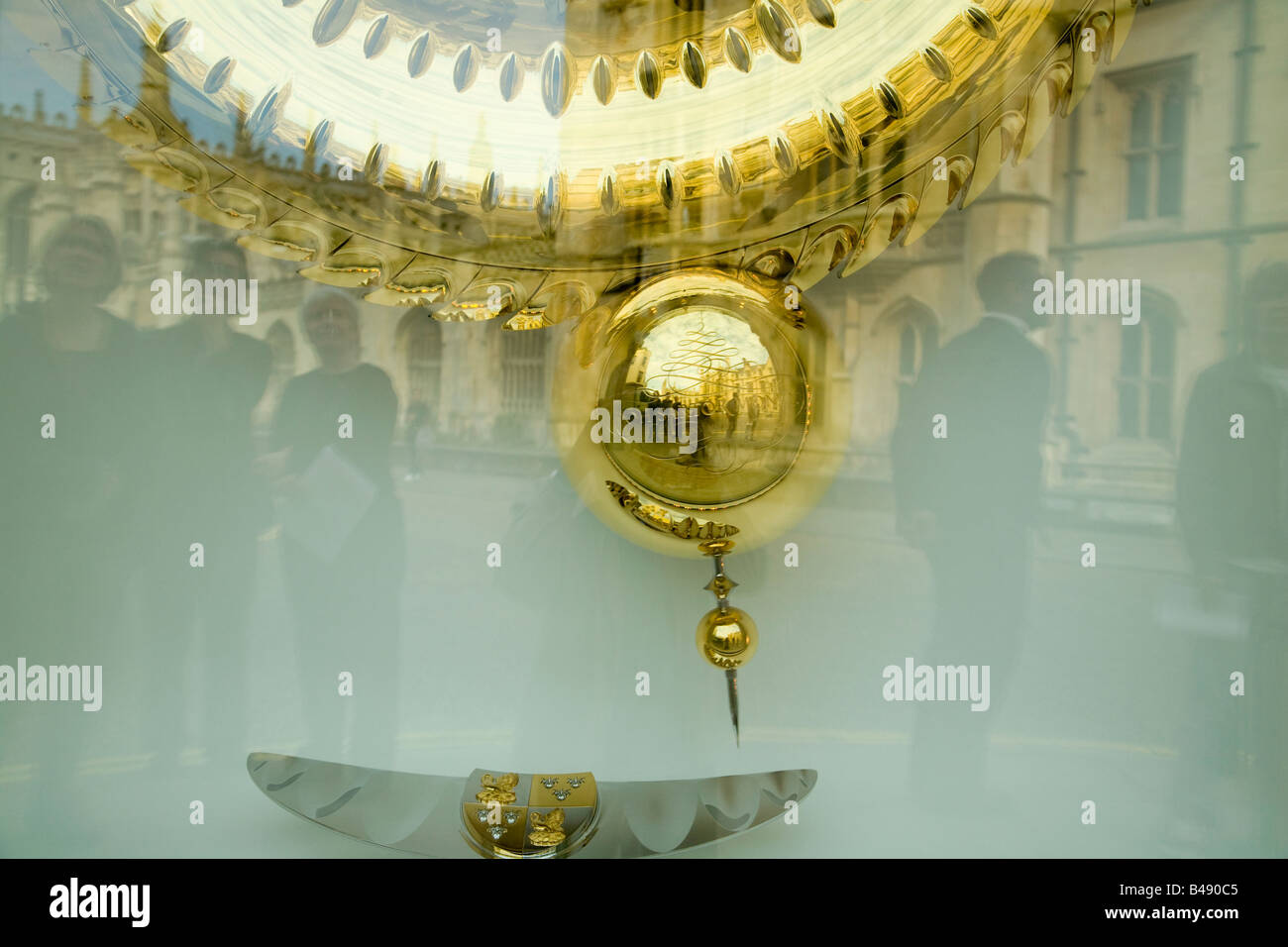 Grasshopper clock hi-res stock photography and images - Alamy