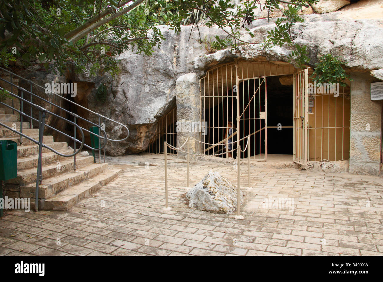Ghar Dalam cave entrance, Malta Stock Photo - Alamy