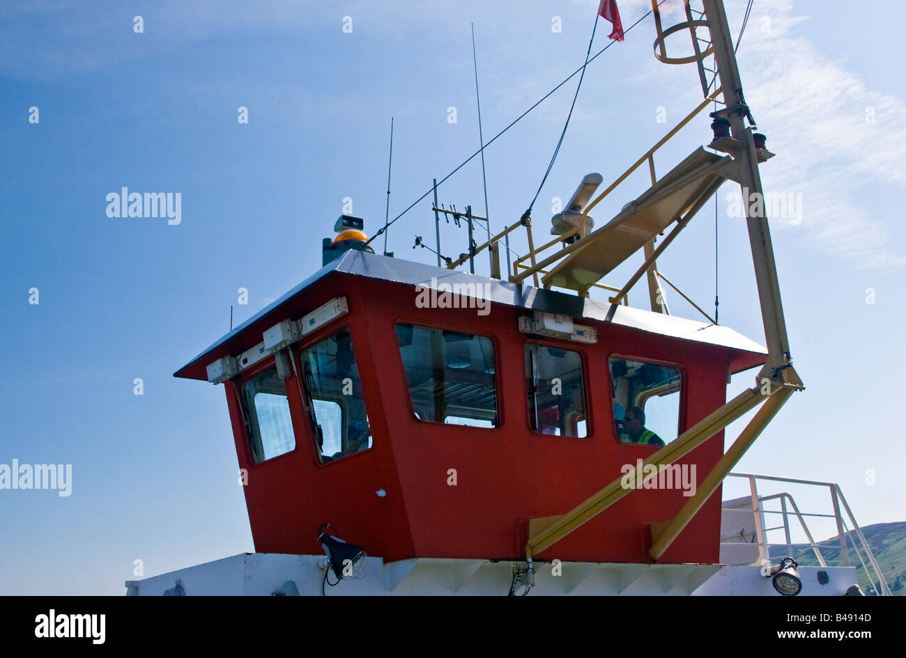 Lochranza to Claonaig ferry "wheel house" at Lochranza on the Isle of ...