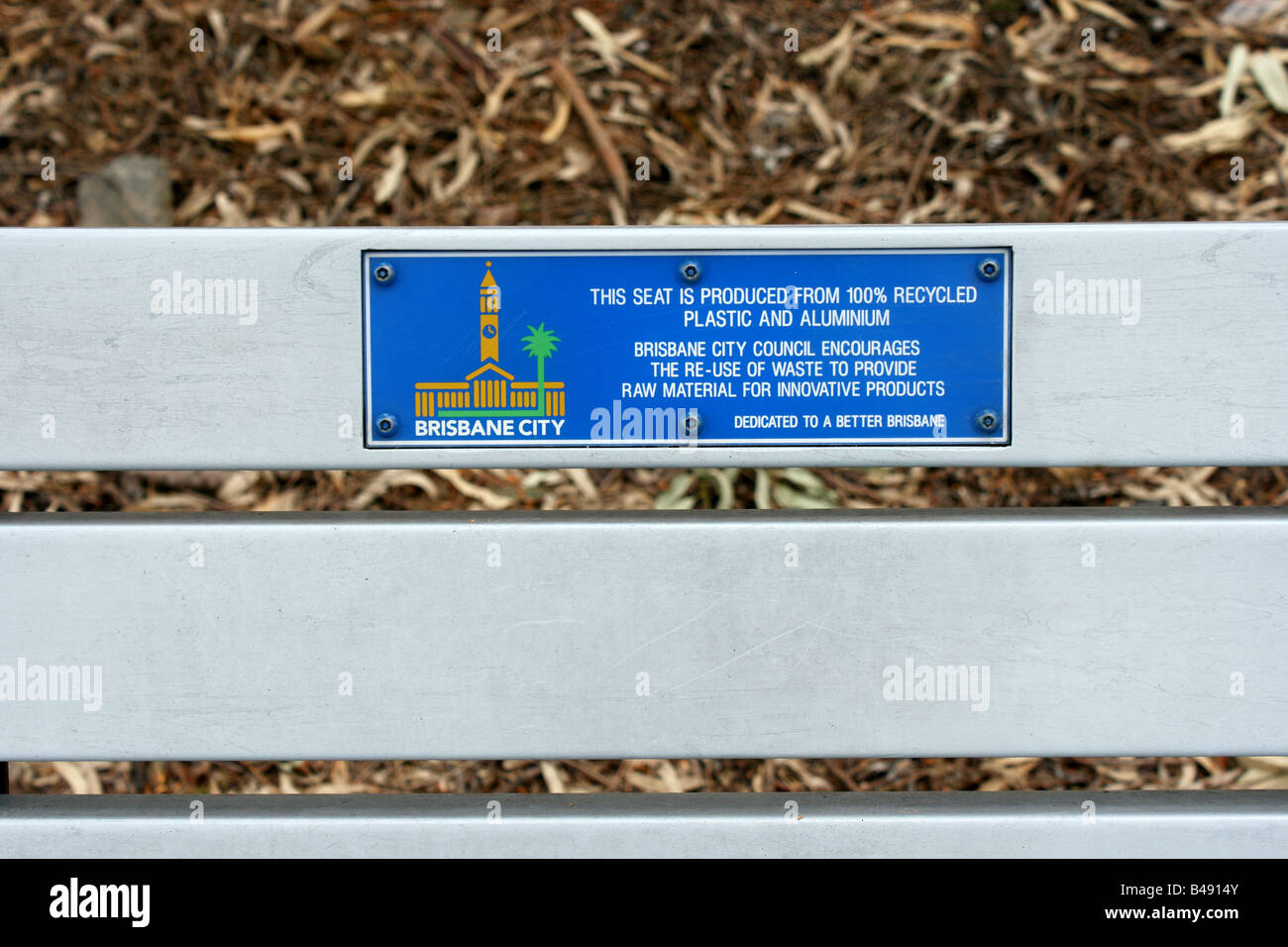 Recyling sign on a Brisbane City Park Bench Stock Photo - Alamy