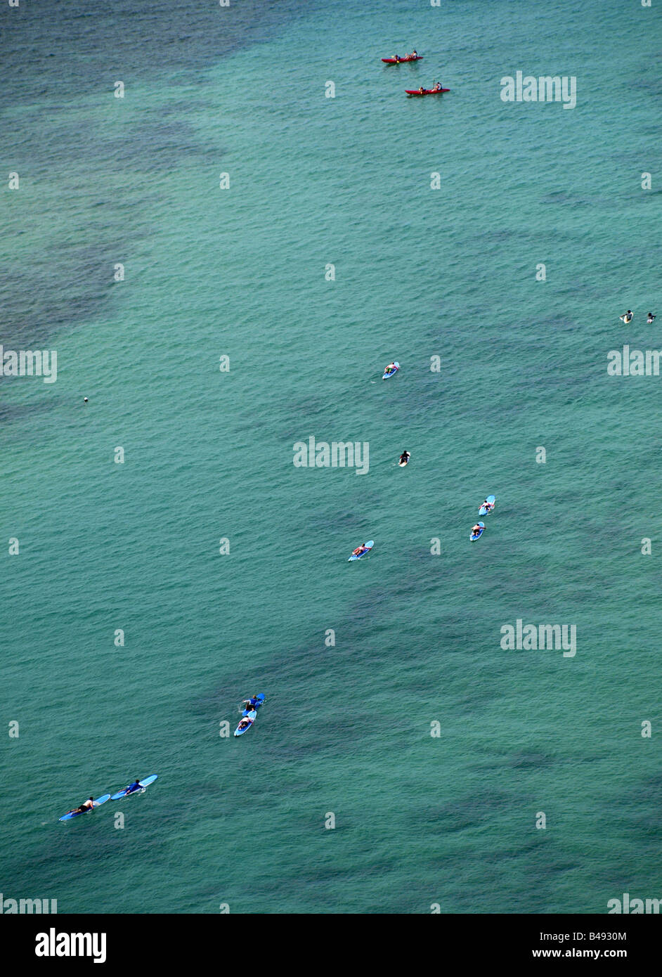 Paddling out into surf hi-res stock photography and images - Alamy