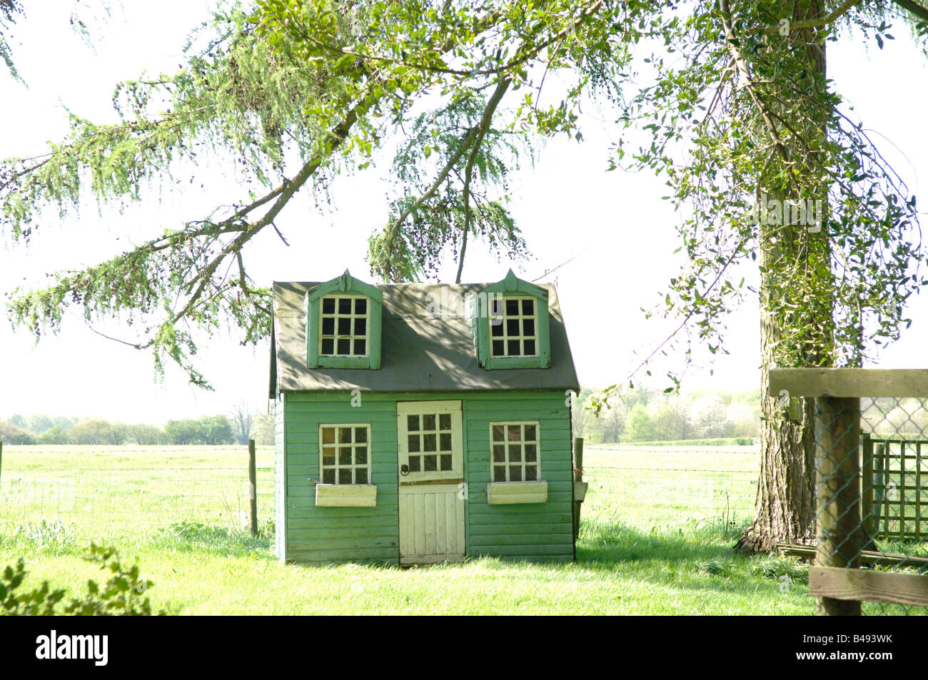 Wendy house hi-res stock photography and images - Alamy
