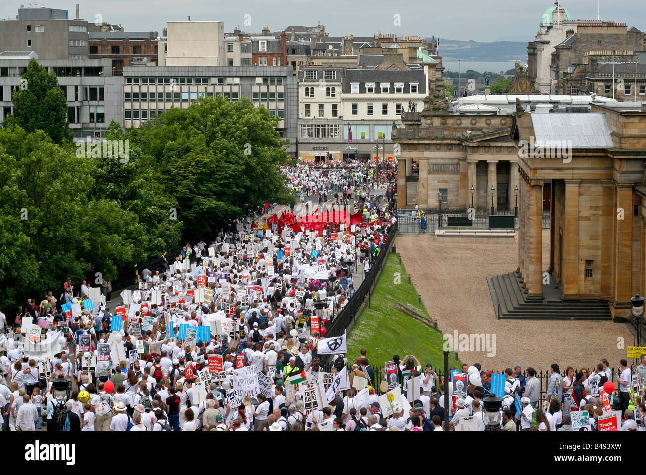 Edinburgh during "make poverty history" march, Scotland, UK Stock Photo ...