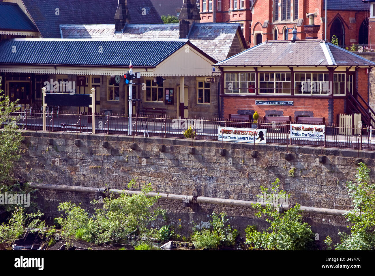 Llangollen railway station, Llangollen, Denbighshire North Wales Great ...