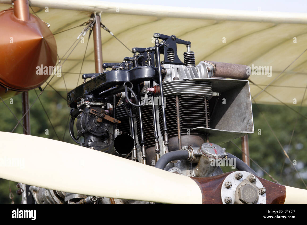Vintage avro triplane aircraft hi-res stock photography and images - Alamy