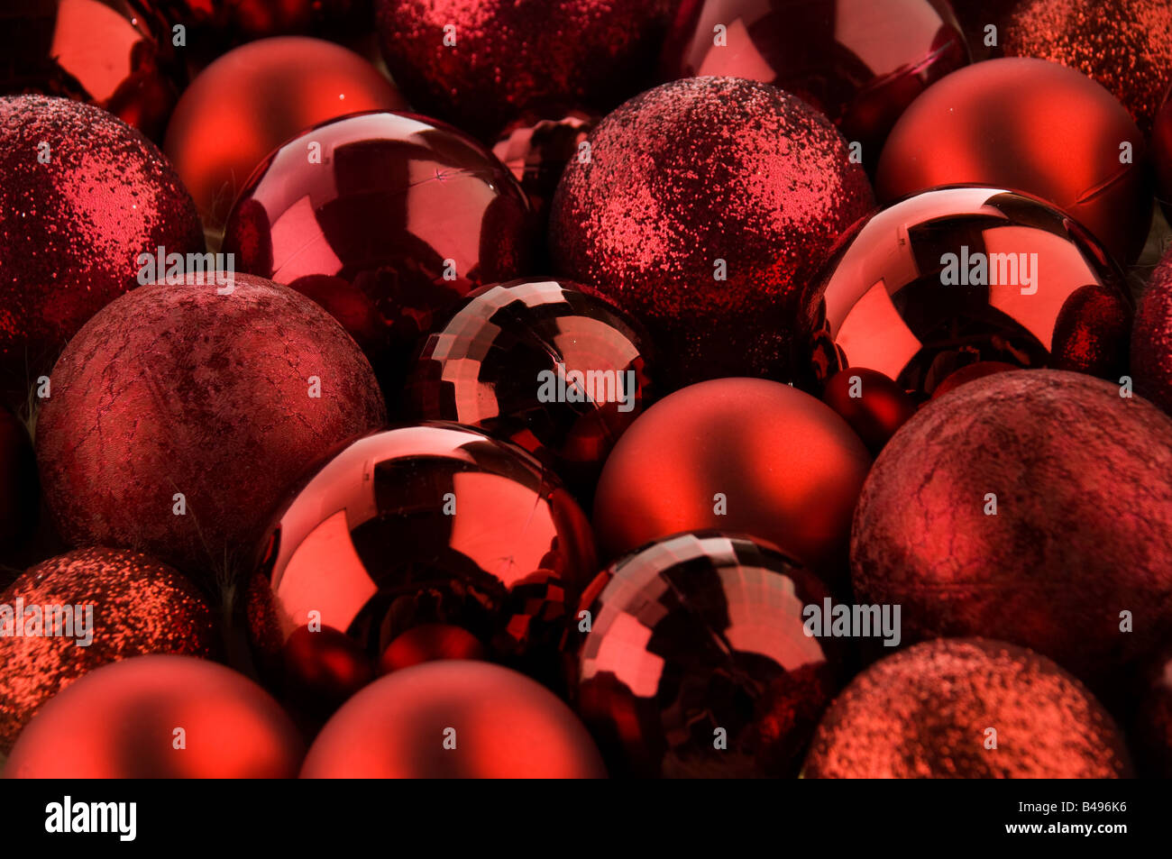 Christmas Red Bauble background Stock Photo - Alamy