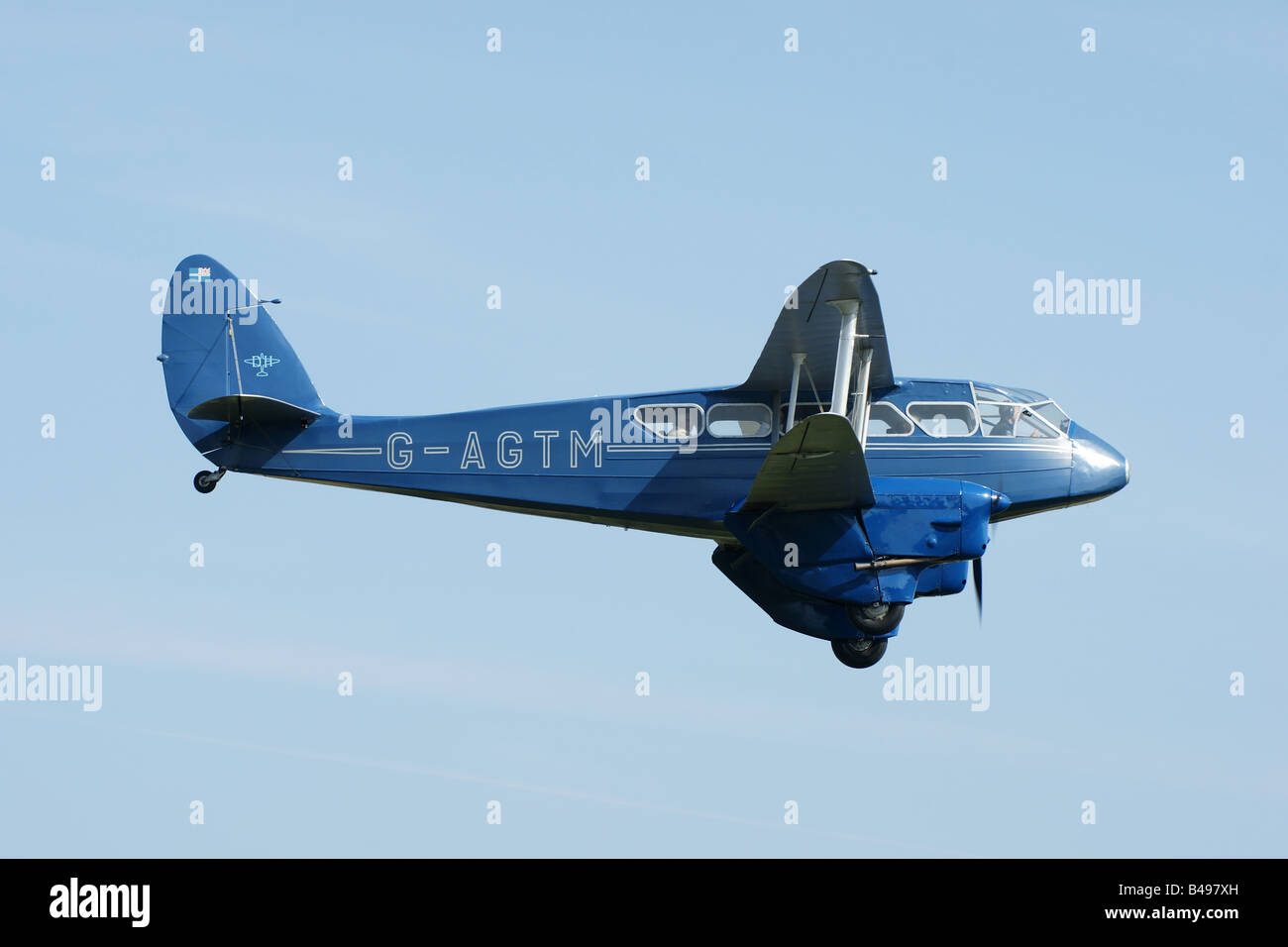 De havilland dragon rapide aircraft hi-res stock photography and images ...