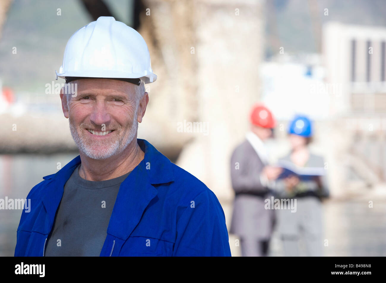 Portrait of a construction engineer Stock Photo - Alamy